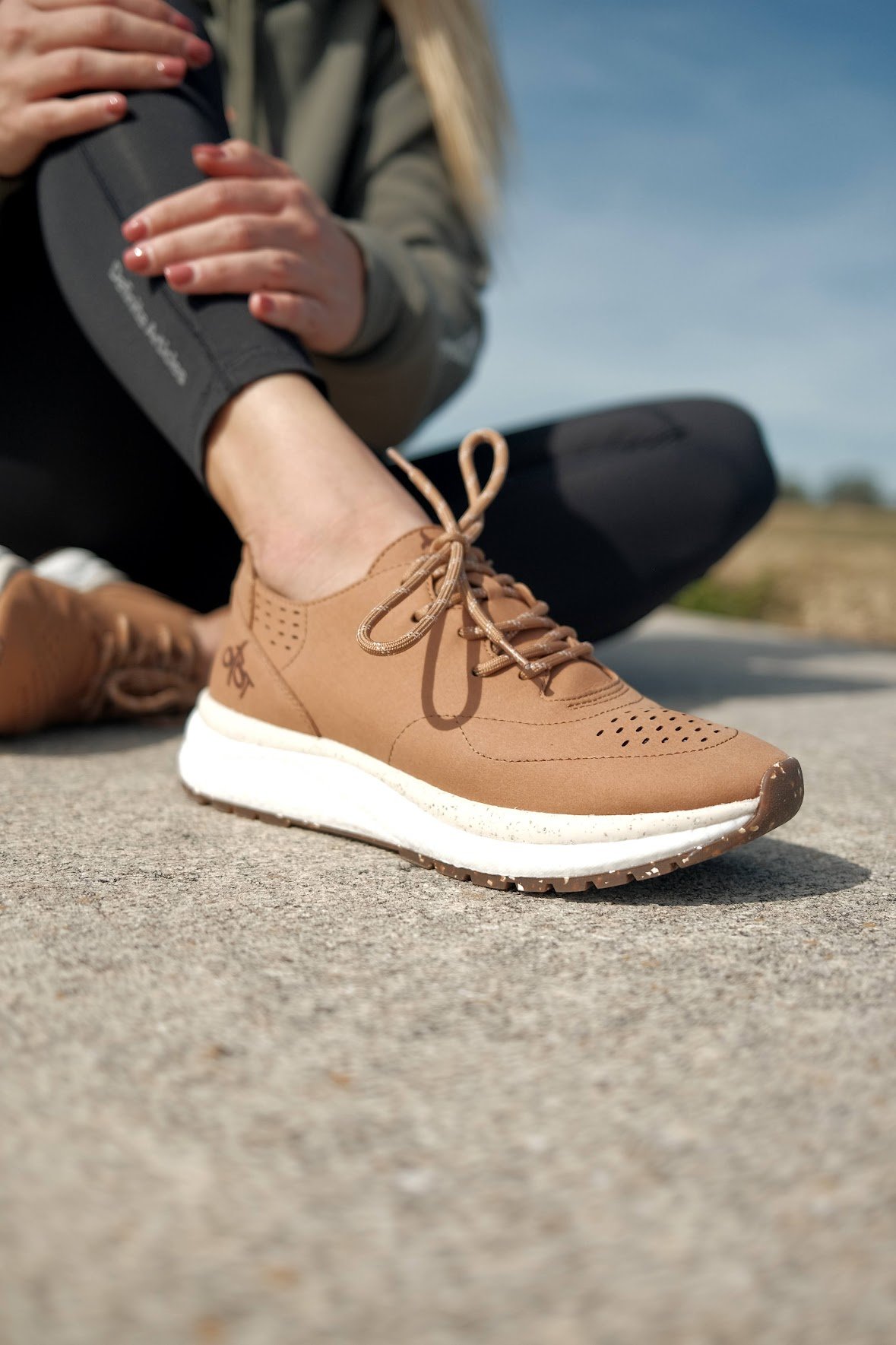 OTBT — Consolidated Shoe Co.