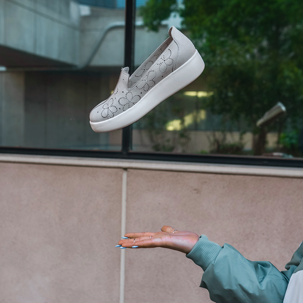 OTBT — Consolidated Shoe Co.