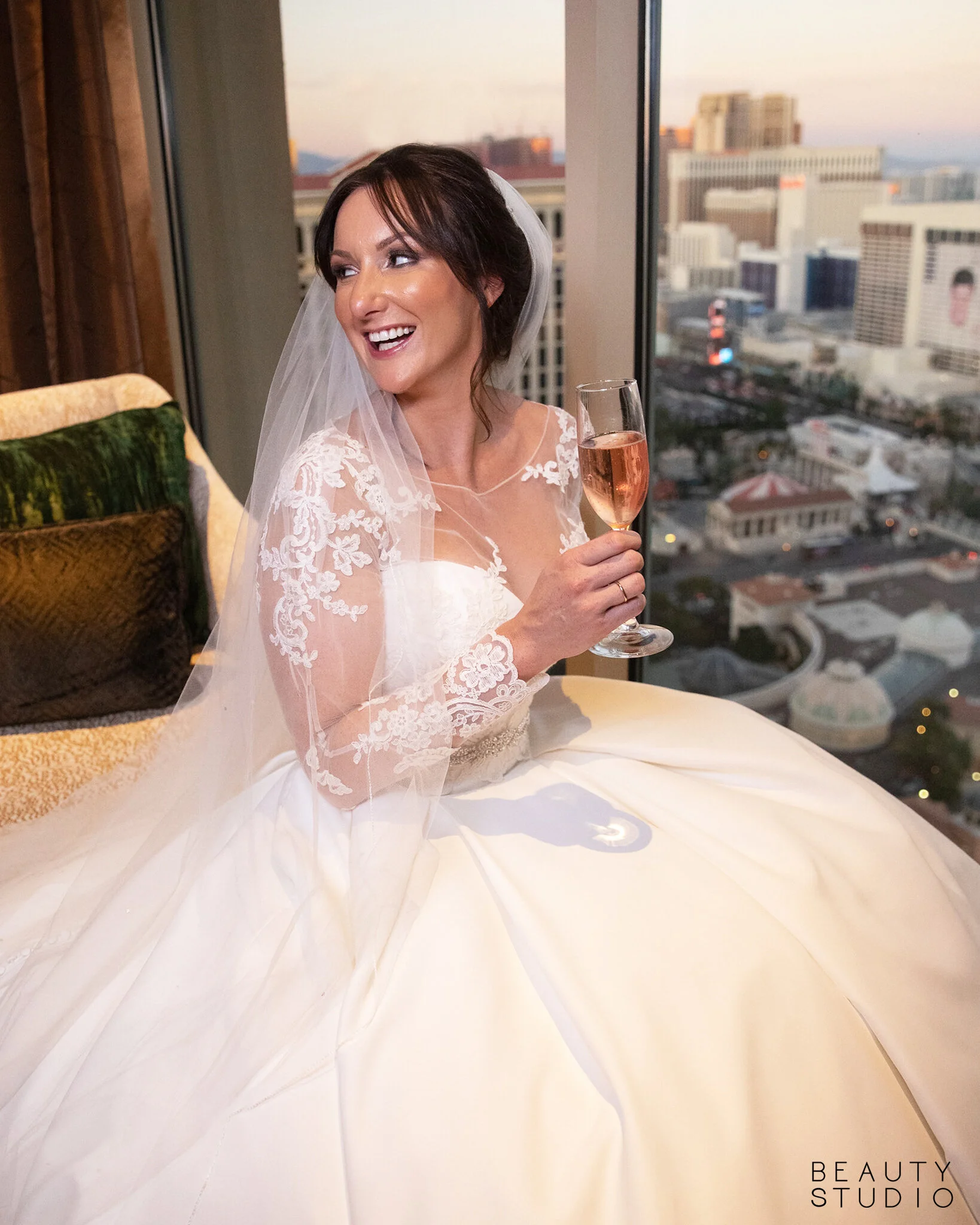 Blog - How to Choose the Perfect Wedding Hair Style - BEAUTY STUDIO INC