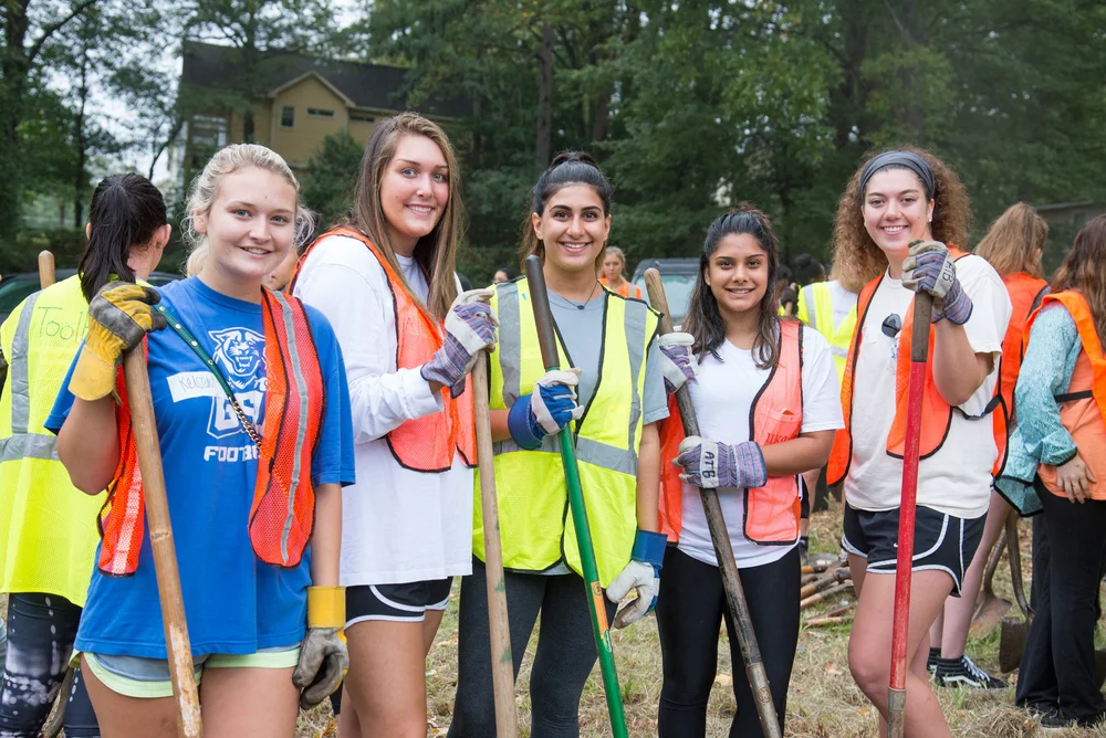 Summer Volunteering: 4 Tips for a great sERVICE experience — Hands On ...