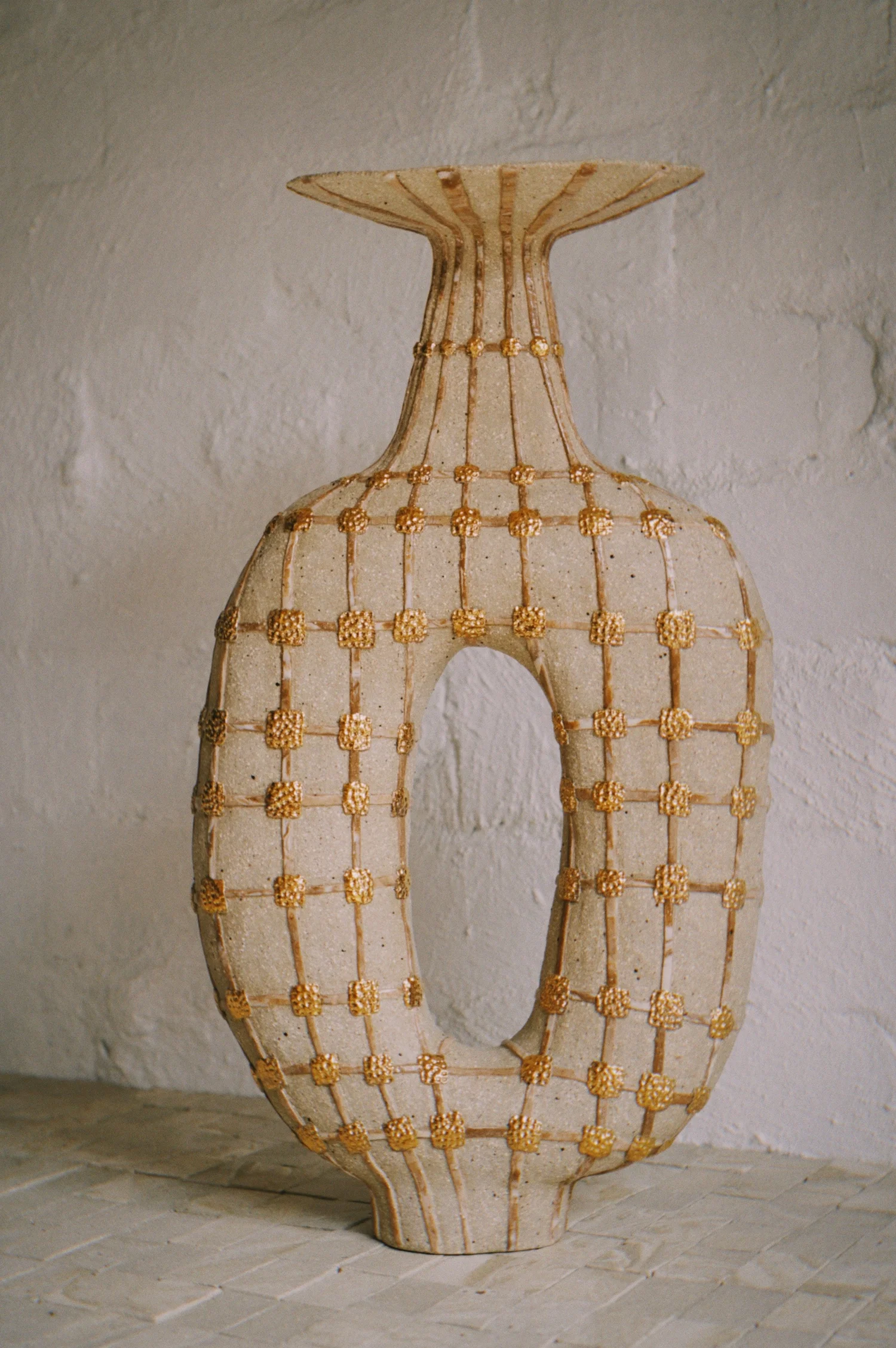 MARMOREAL COLLECTION — Tantri Mustika | Sculptural Ceramics, Art ...