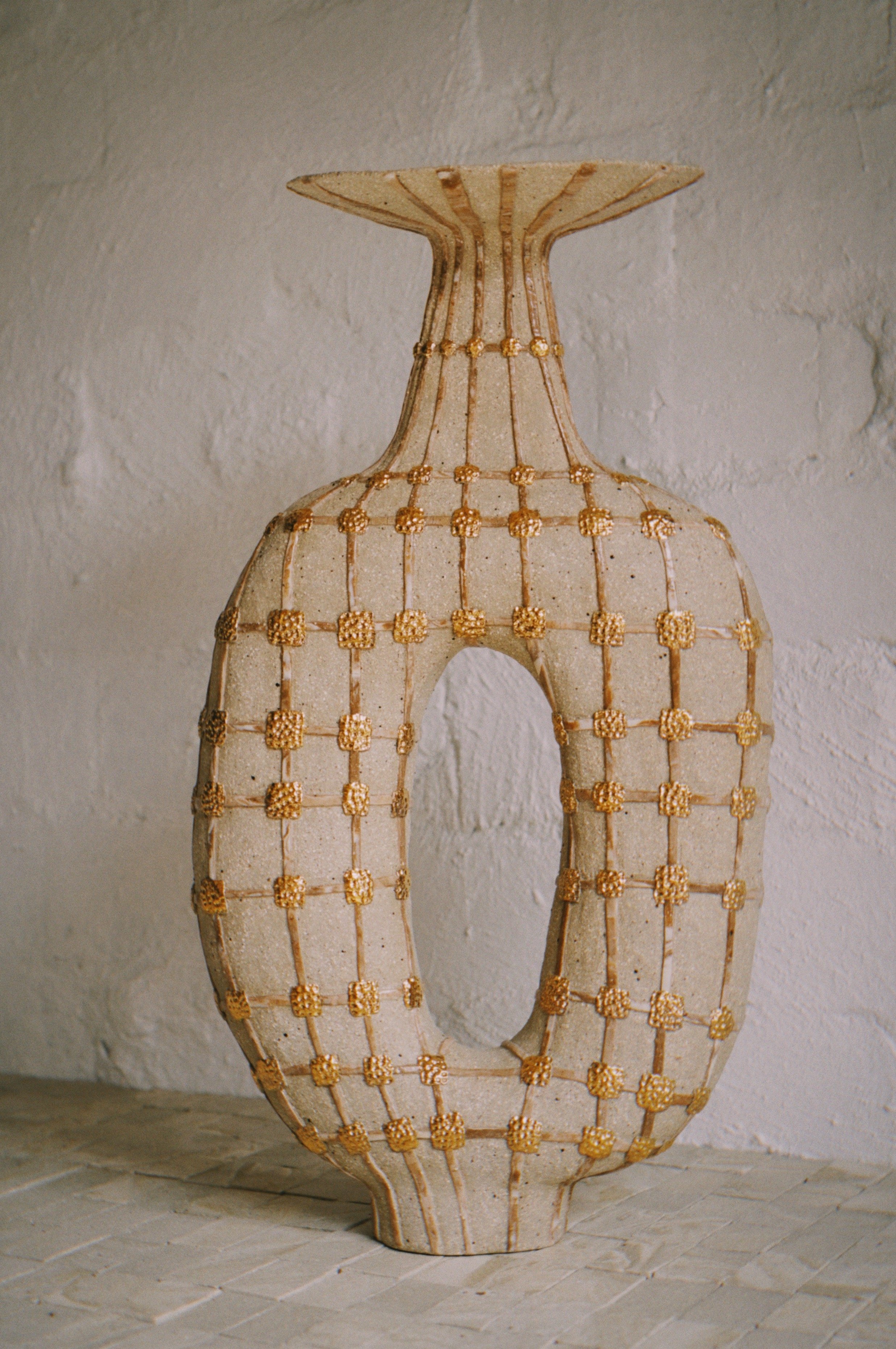 MARMOREAL COLLECTION — Tantri Mustika | Sculptural Ceramics, Art ...
