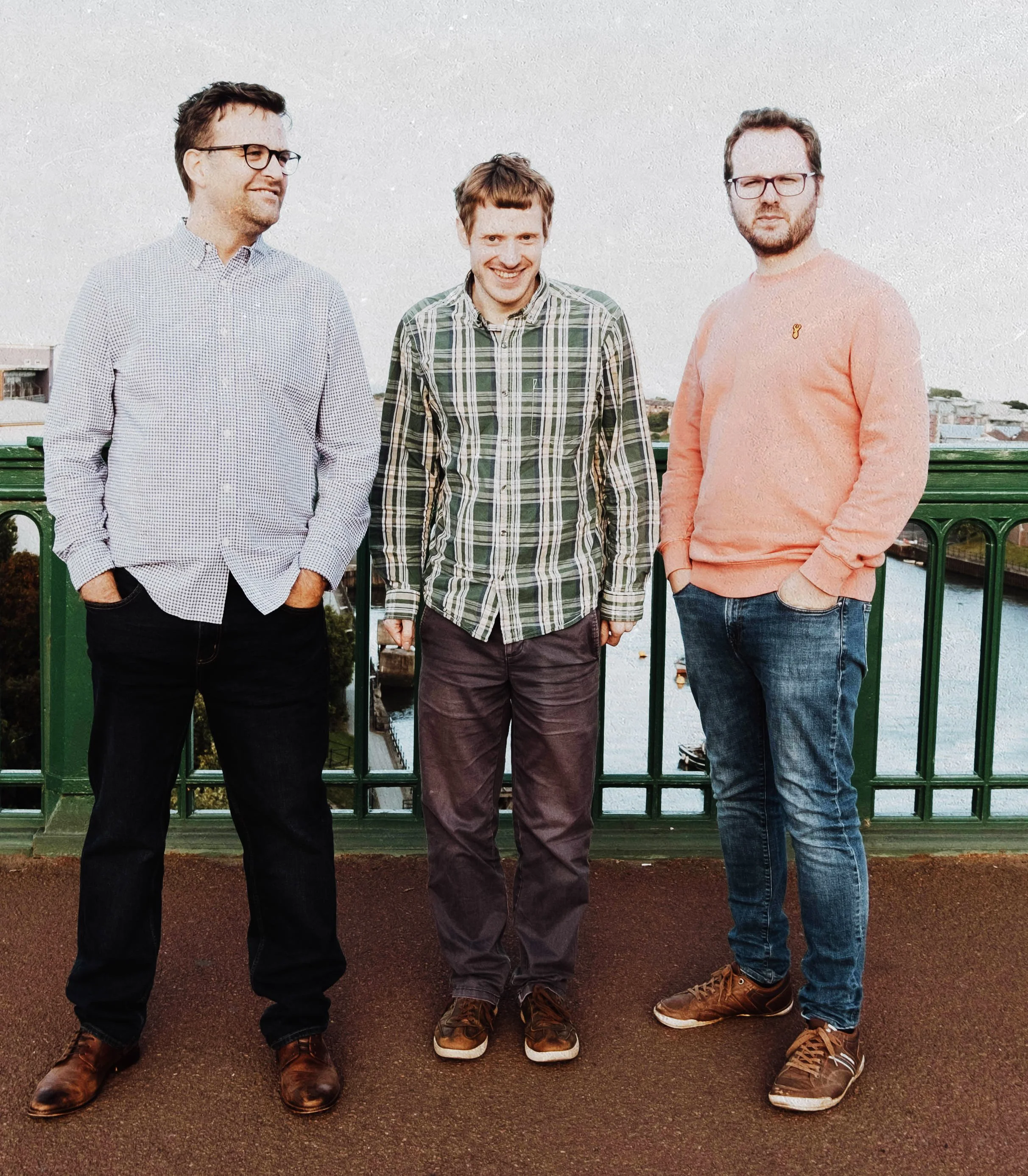 Folk on foot ... — Living in ...