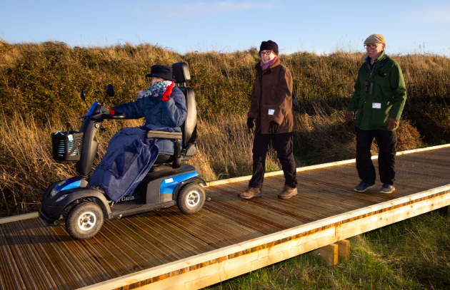 RSPB Minsmere officially opens new accessible boardwalk and hide — Living in ...