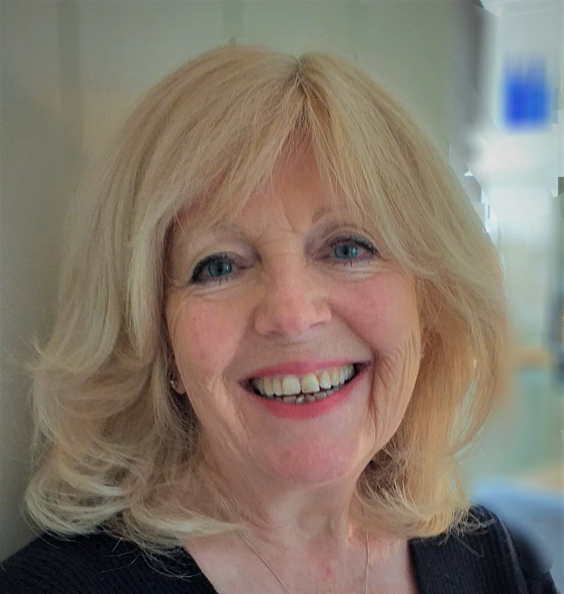 TERESA CRITCHLEY — Actors Co-operative Agency in London - CCM Actors