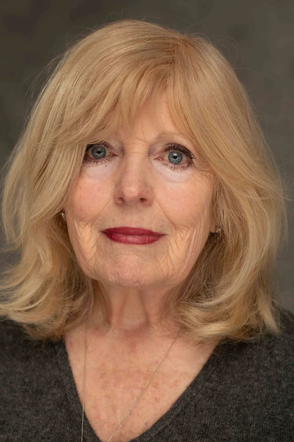 TERESA CRITCHLEY — Actors Co-operative Agency in London - CCM Actors