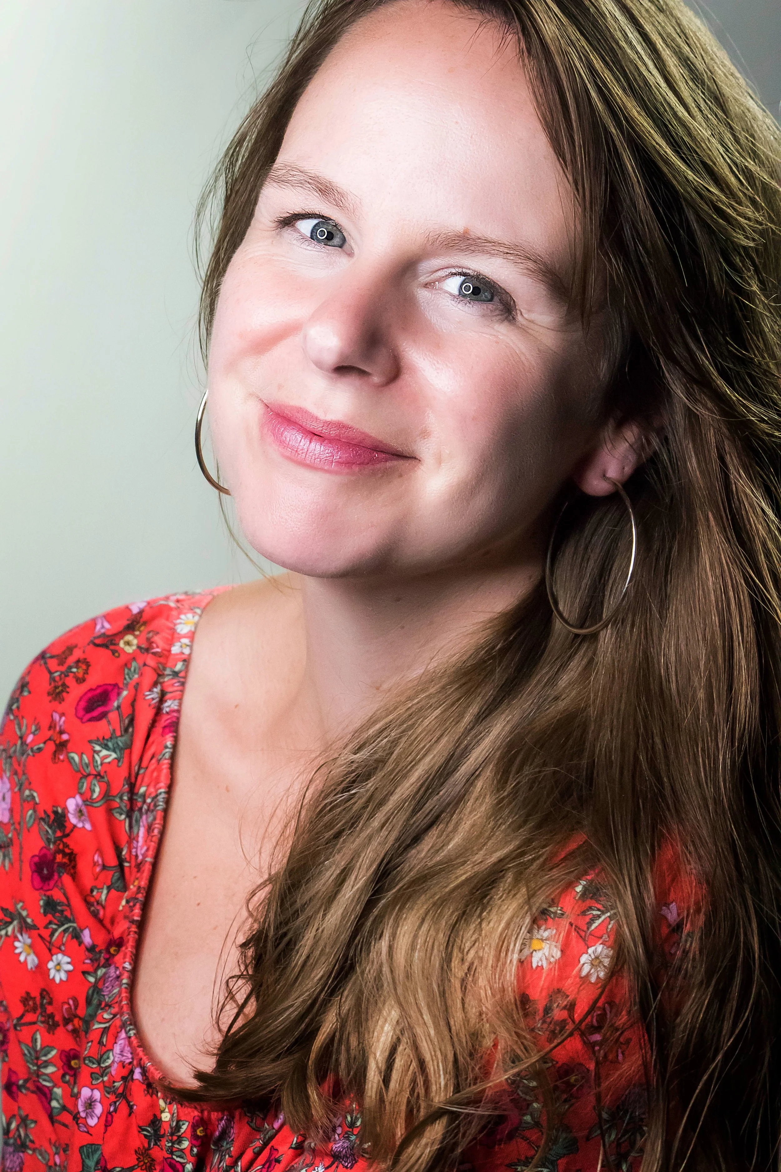 HOLLY GILLANDERS — Actors Co-operative Agency in London - CCM Actors