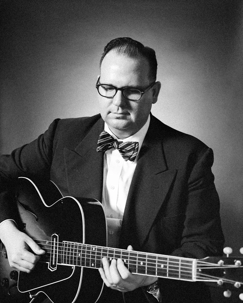 Promotional Photos — Jonathan Stout and his Campus Five featuring ...