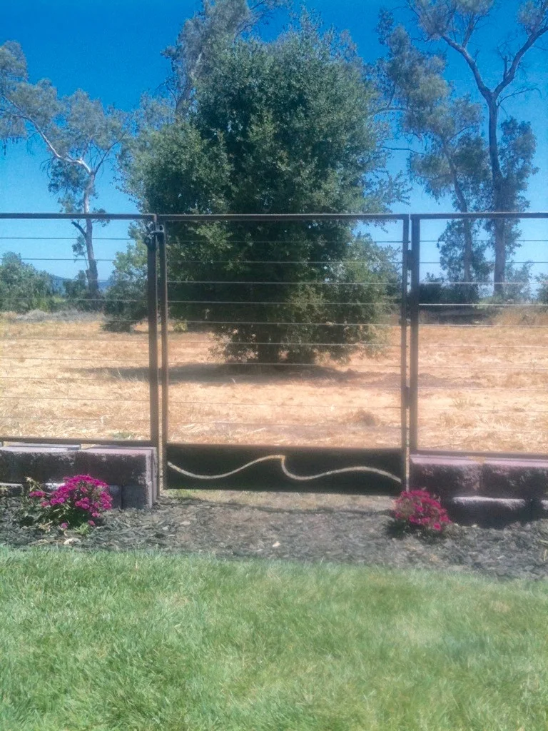 Gates — www.pacific-circle.com