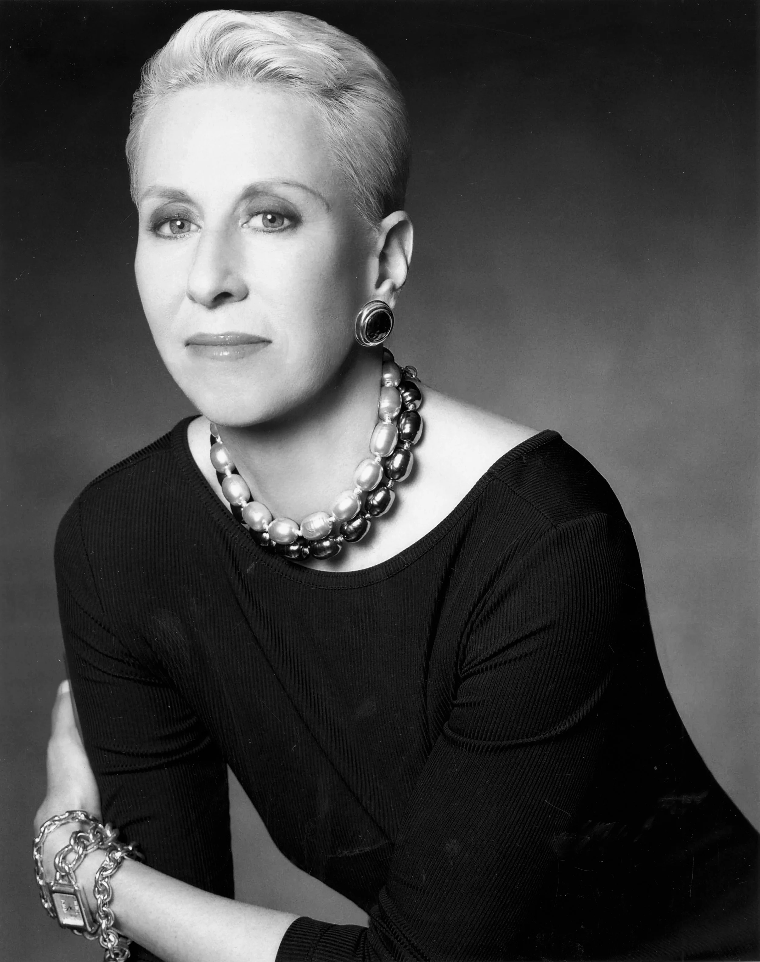 Carolee Lee — Center for the Study of Social Difference