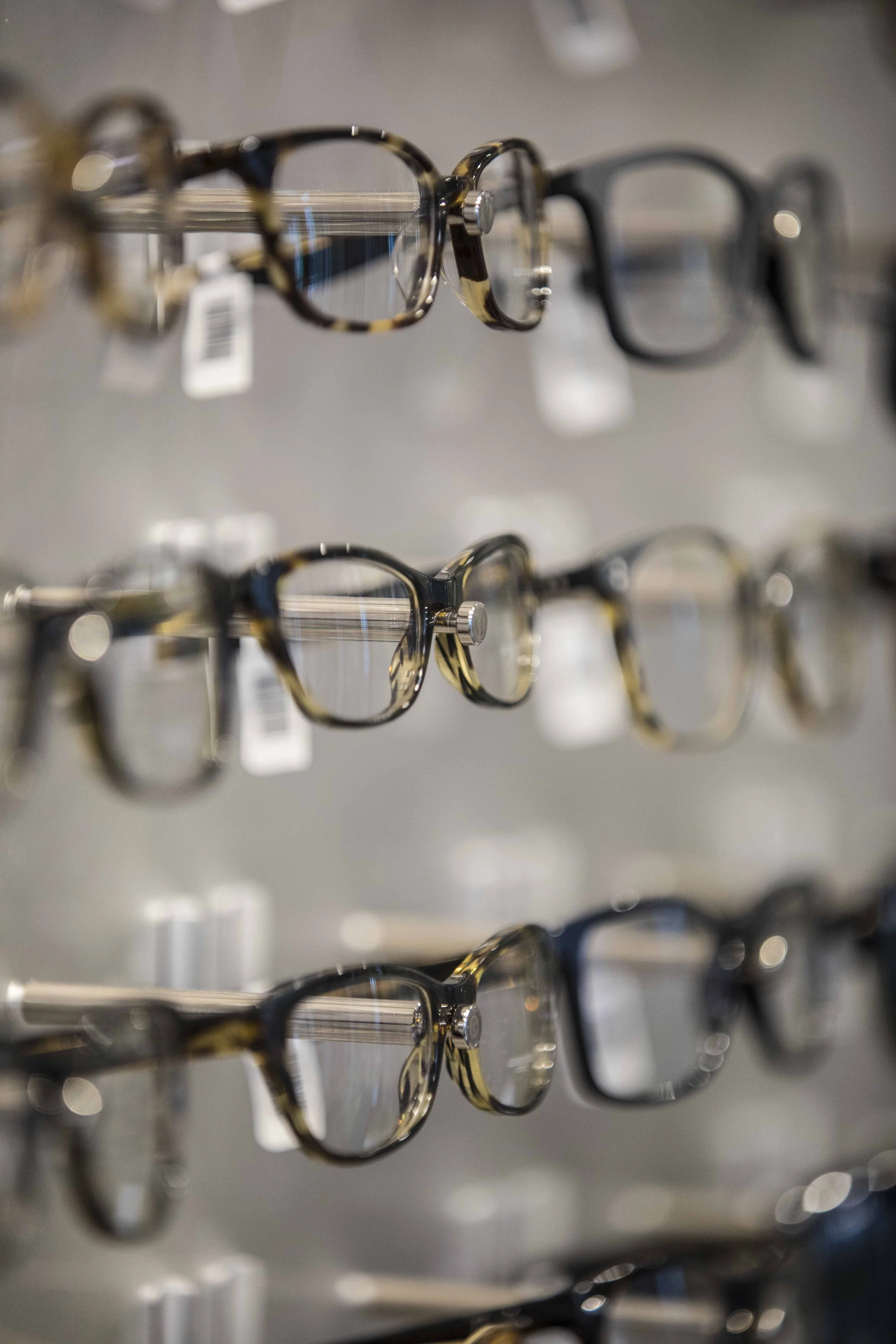 View Optometry | Optometrist in North Vancouver