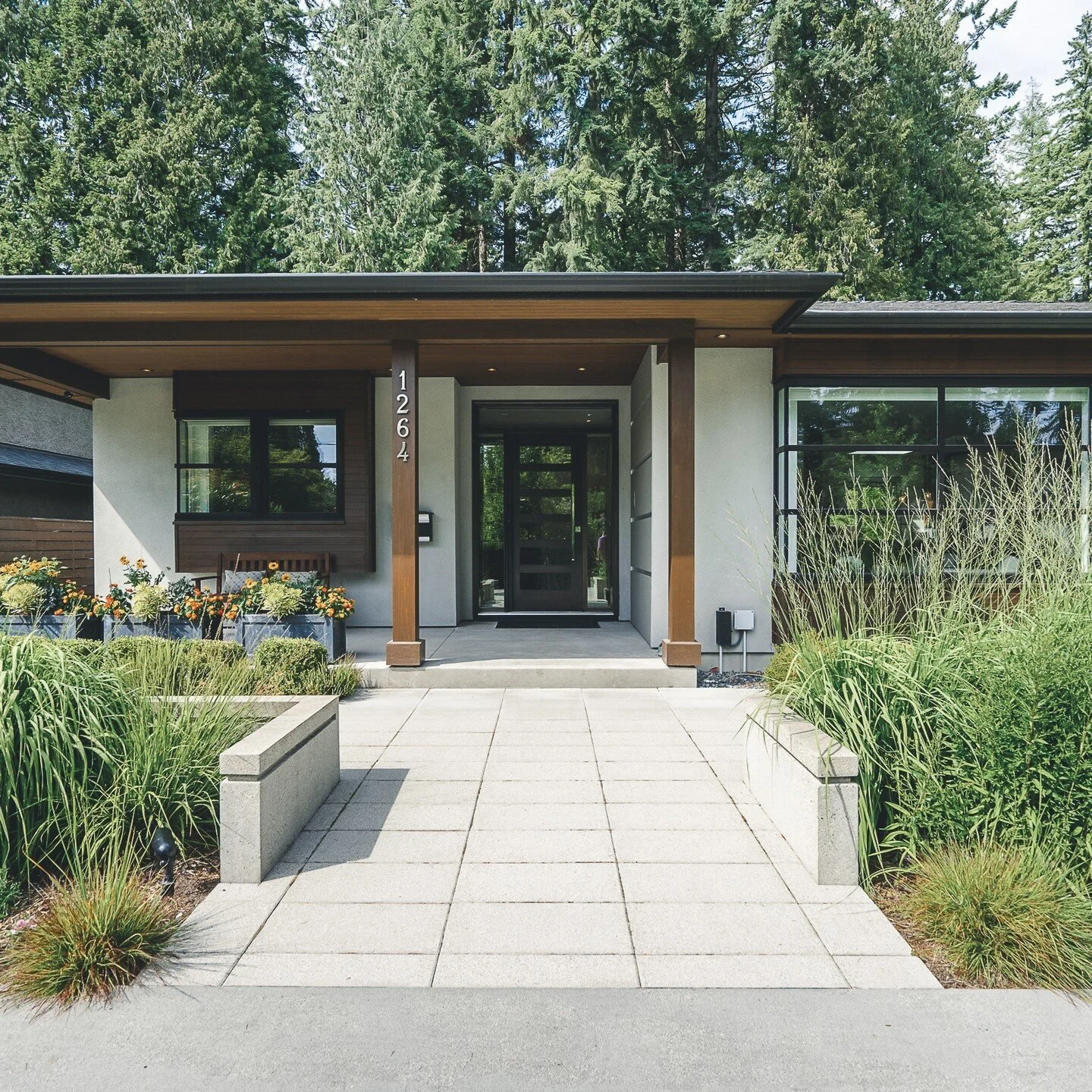 Learn about a career at Macdonald Realty | Real estate offices across BC