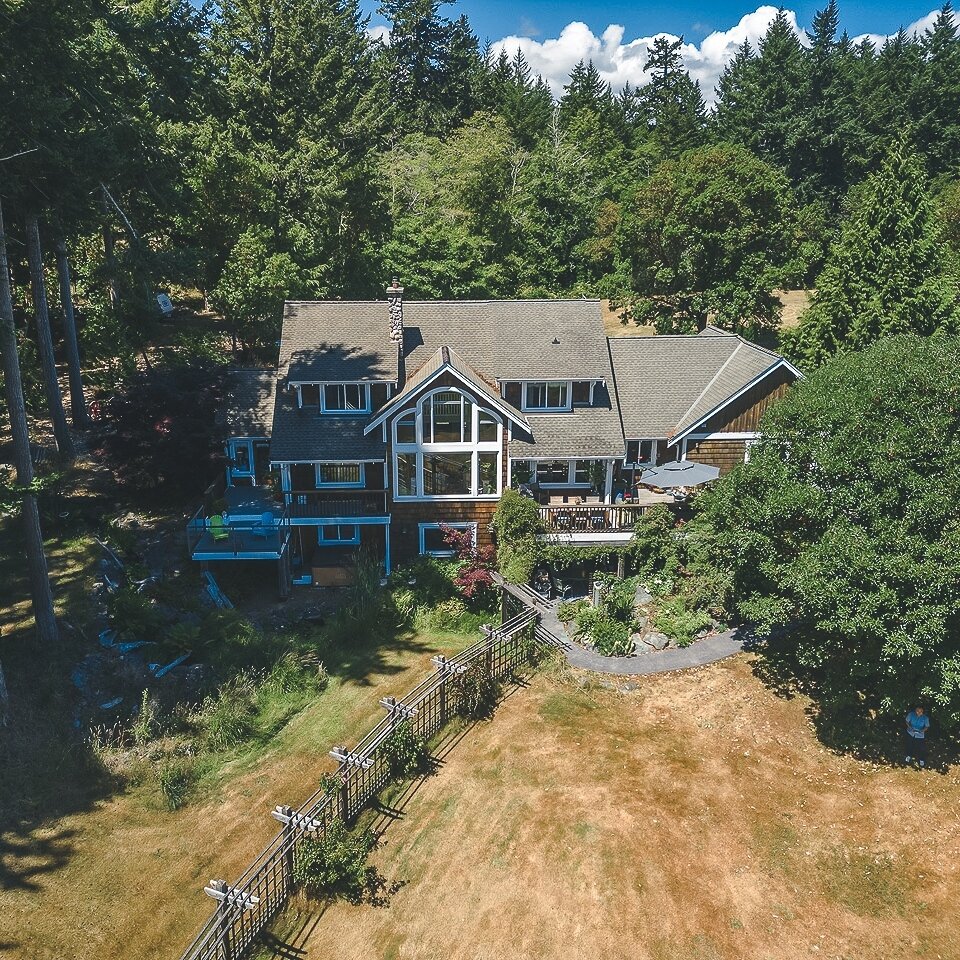 Learn about a career at Macdonald Realty | Real estate offices across BC