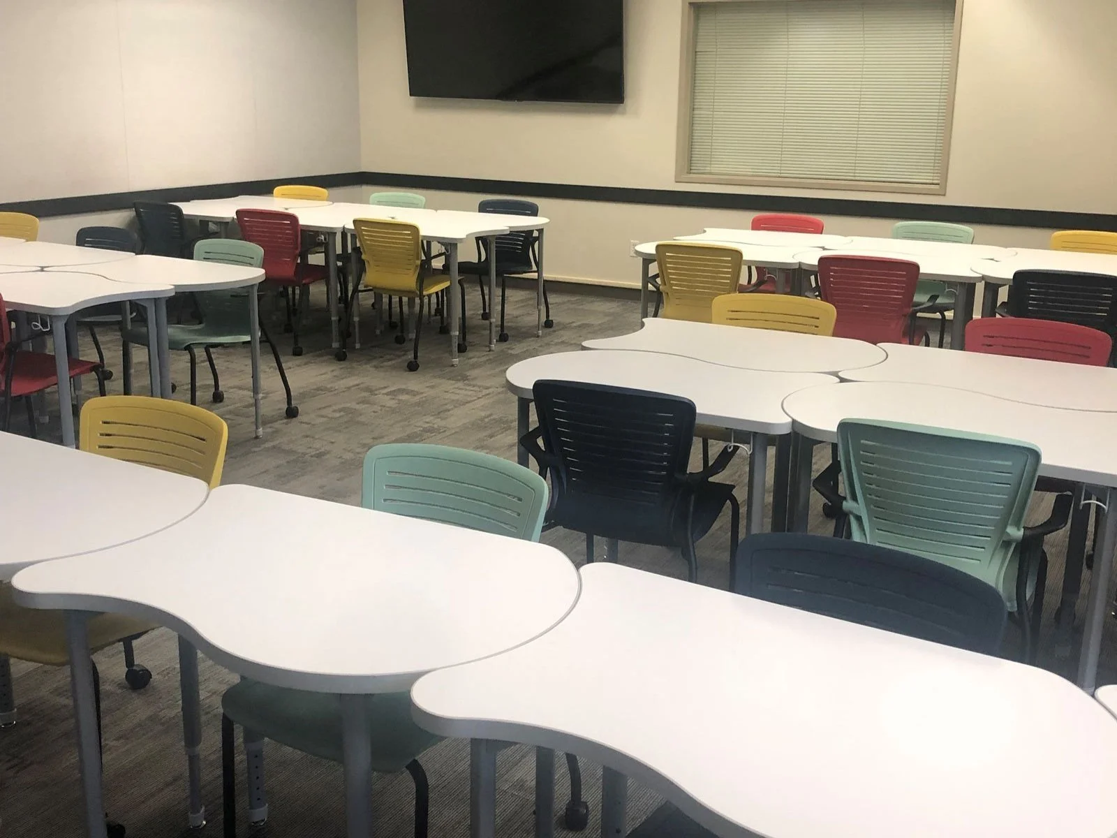 Koi Table — Computer Comforts, Inc.