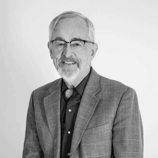 Authors — Dynamic Ideas