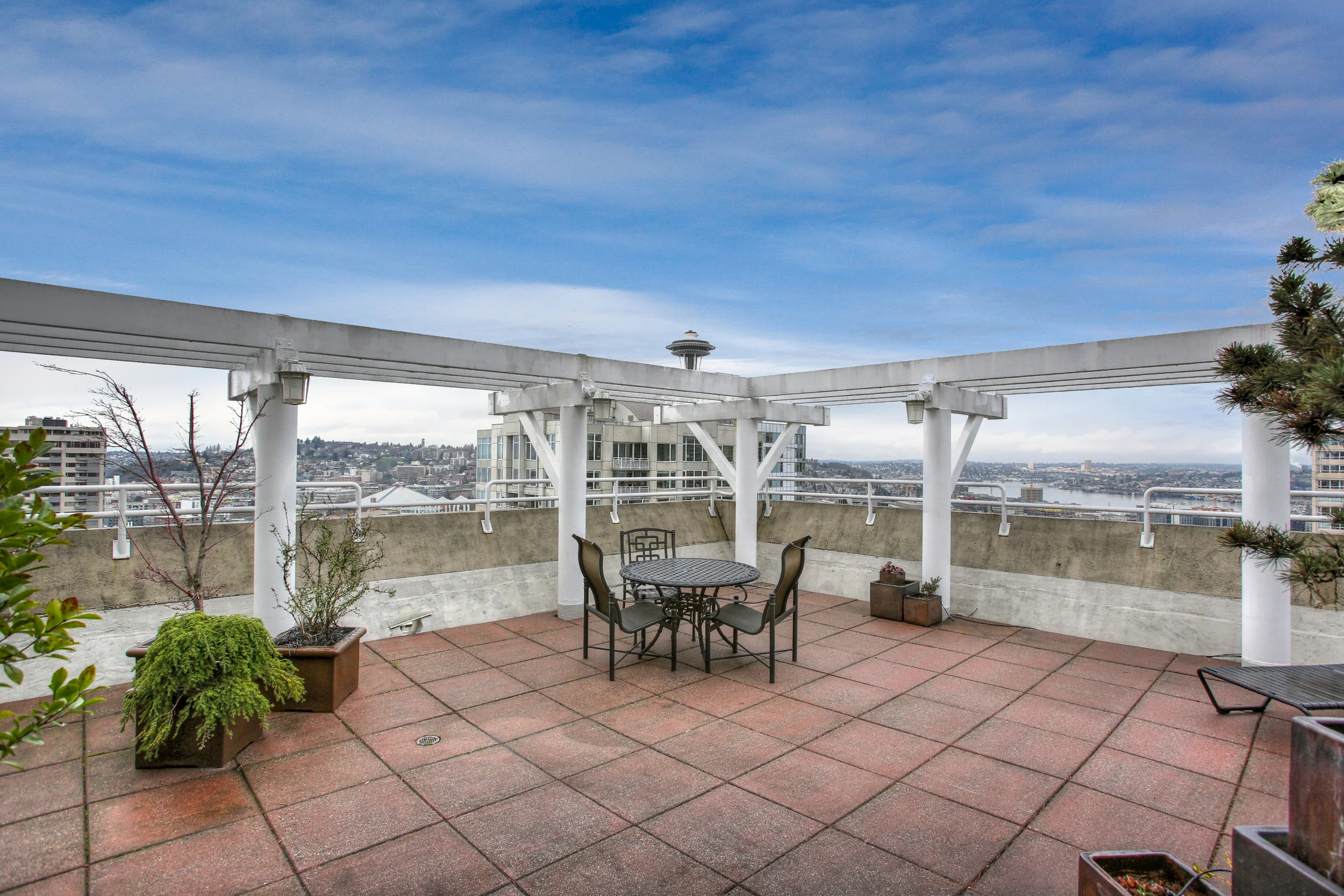 Arbor Place Luxury Condos For Sale | The Seattle Condo Group