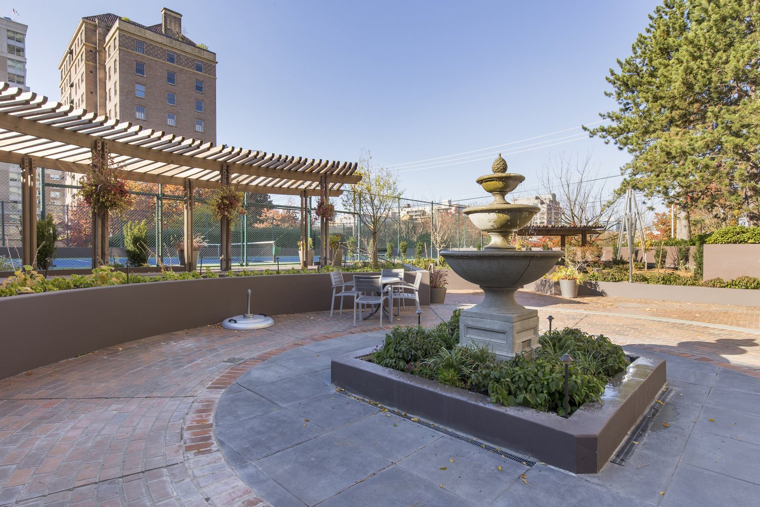 First Hill Plaza Luxury Condos For Sale | The Seattle Condo Group