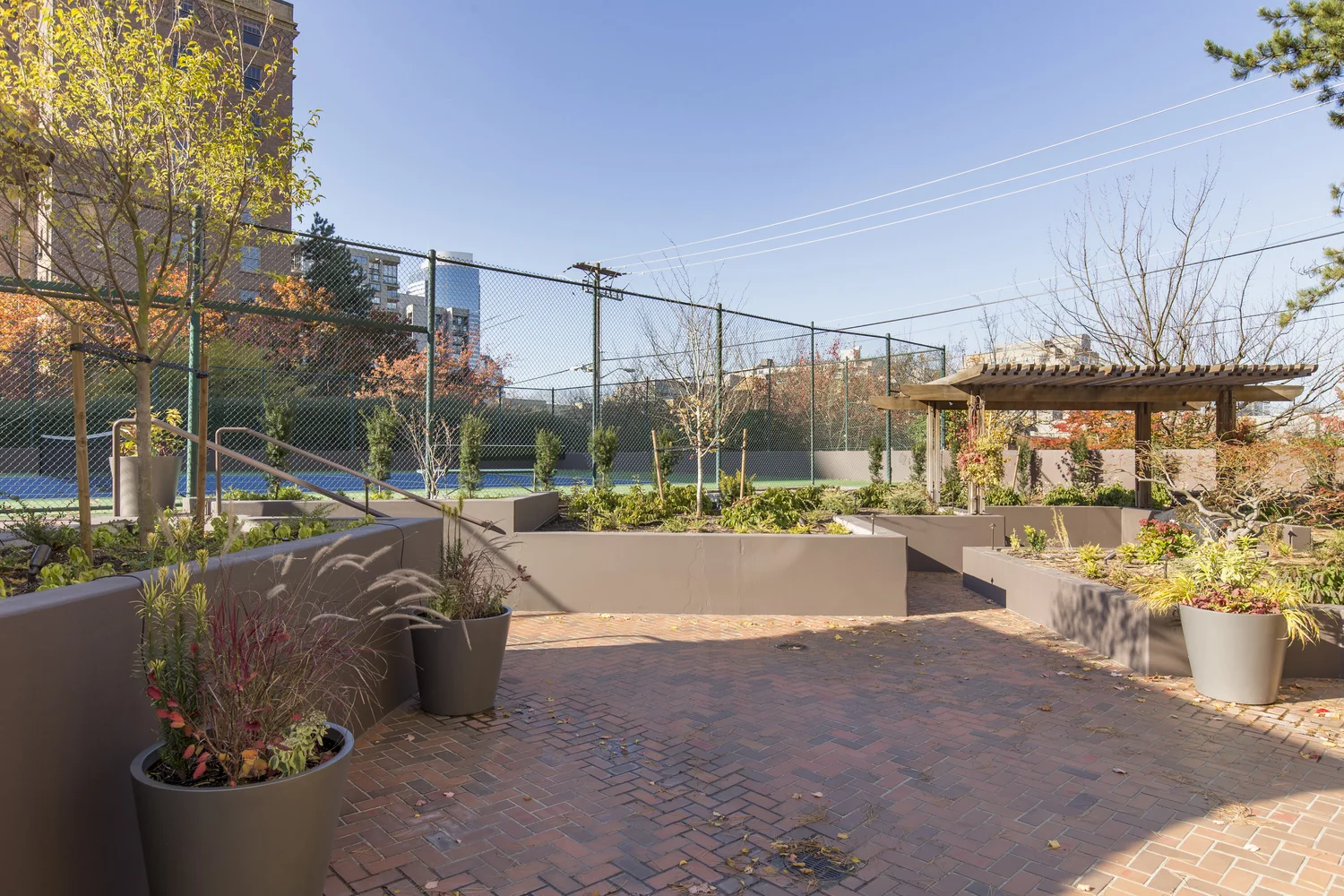 First Hill Plaza Luxury Condos For Sale | The Seattle Condo Group
