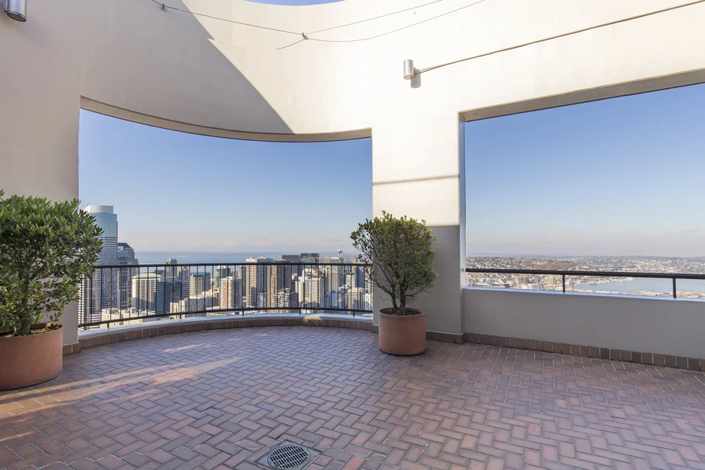 First Hill Plaza Luxury Condos For Sale | The Seattle Condo Group