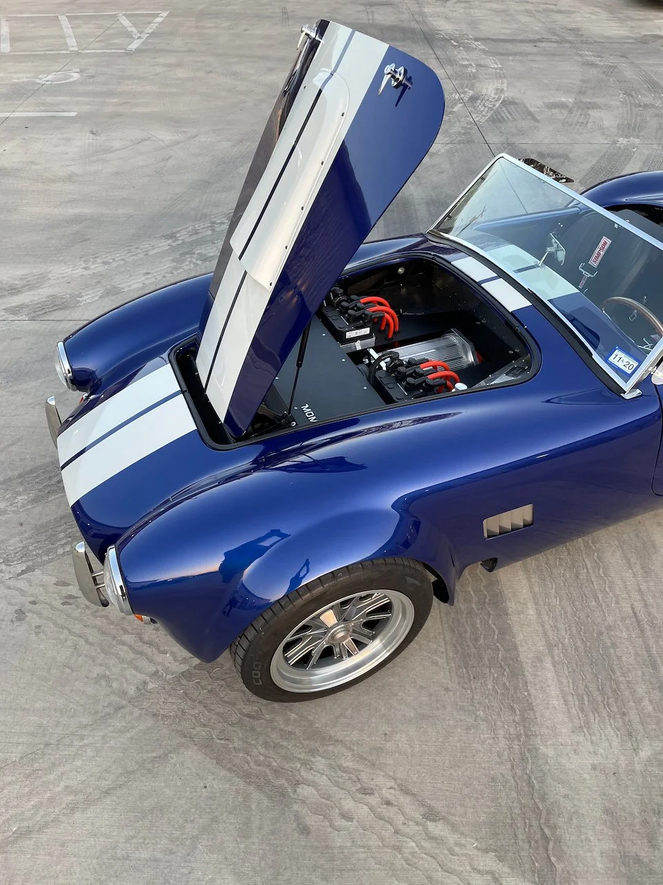 CLASSIC LINE — Moment Motor Company