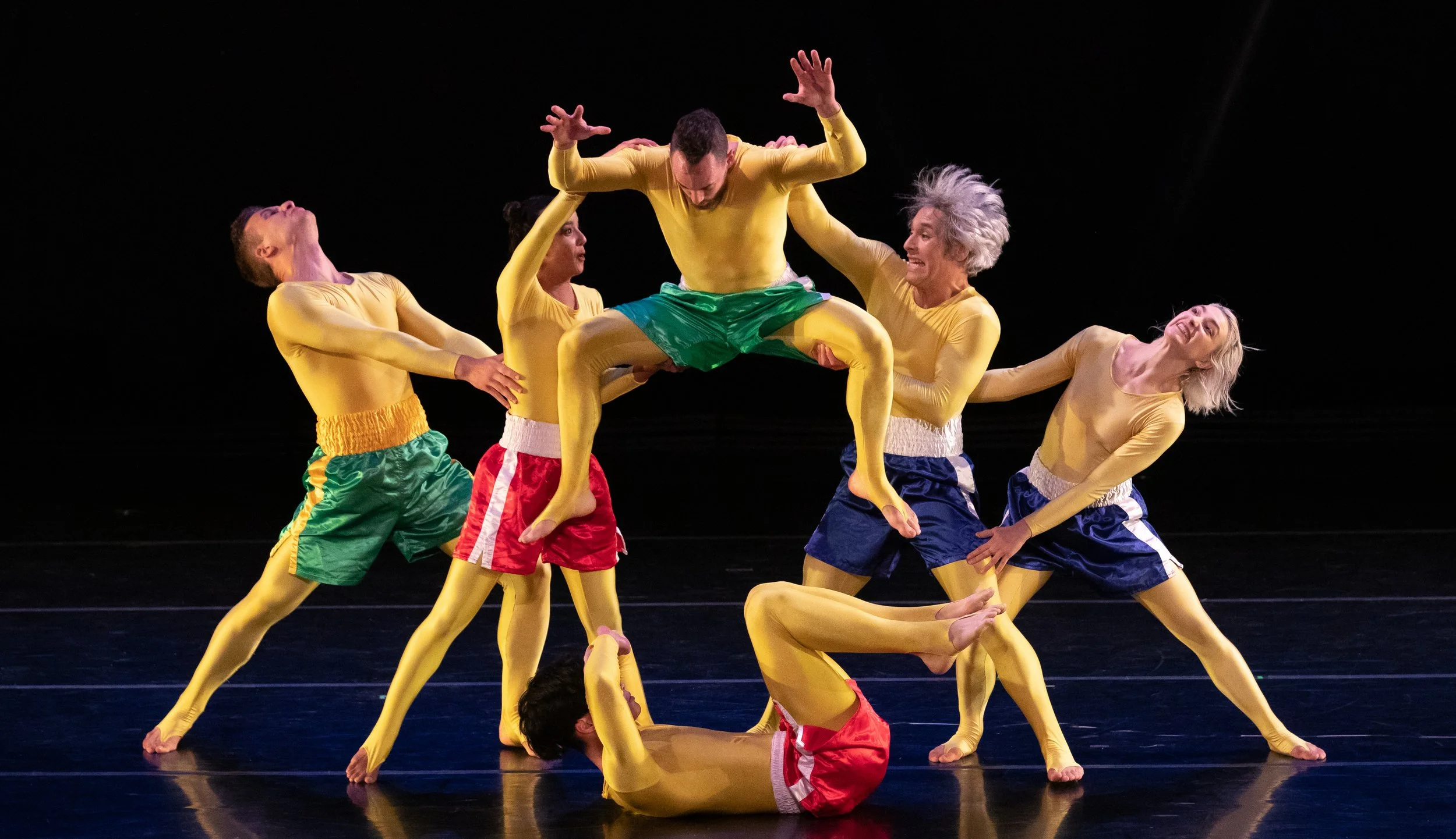 Walklyndon — Pilobolus