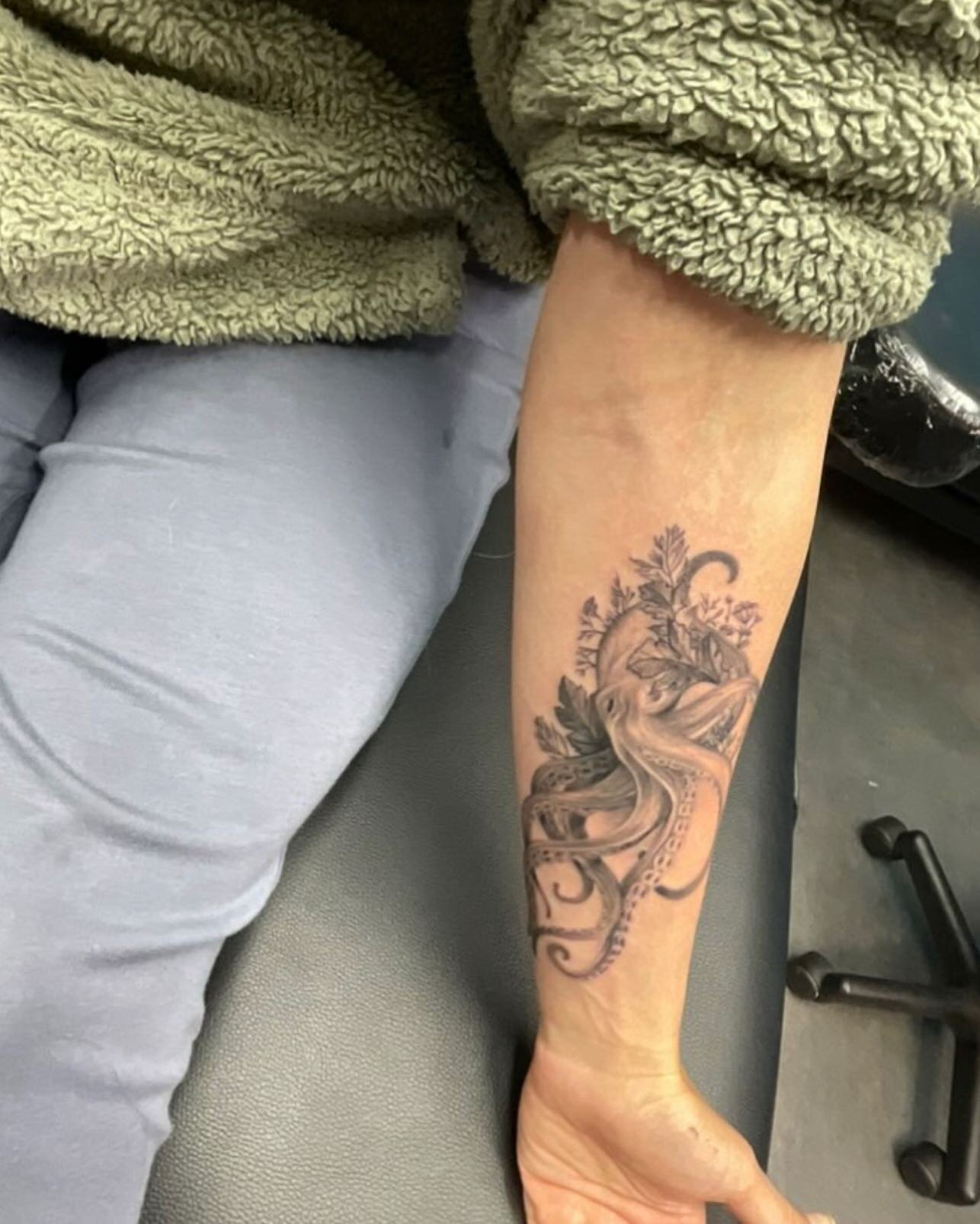 Black N Blue Tattoo And Skate Shop