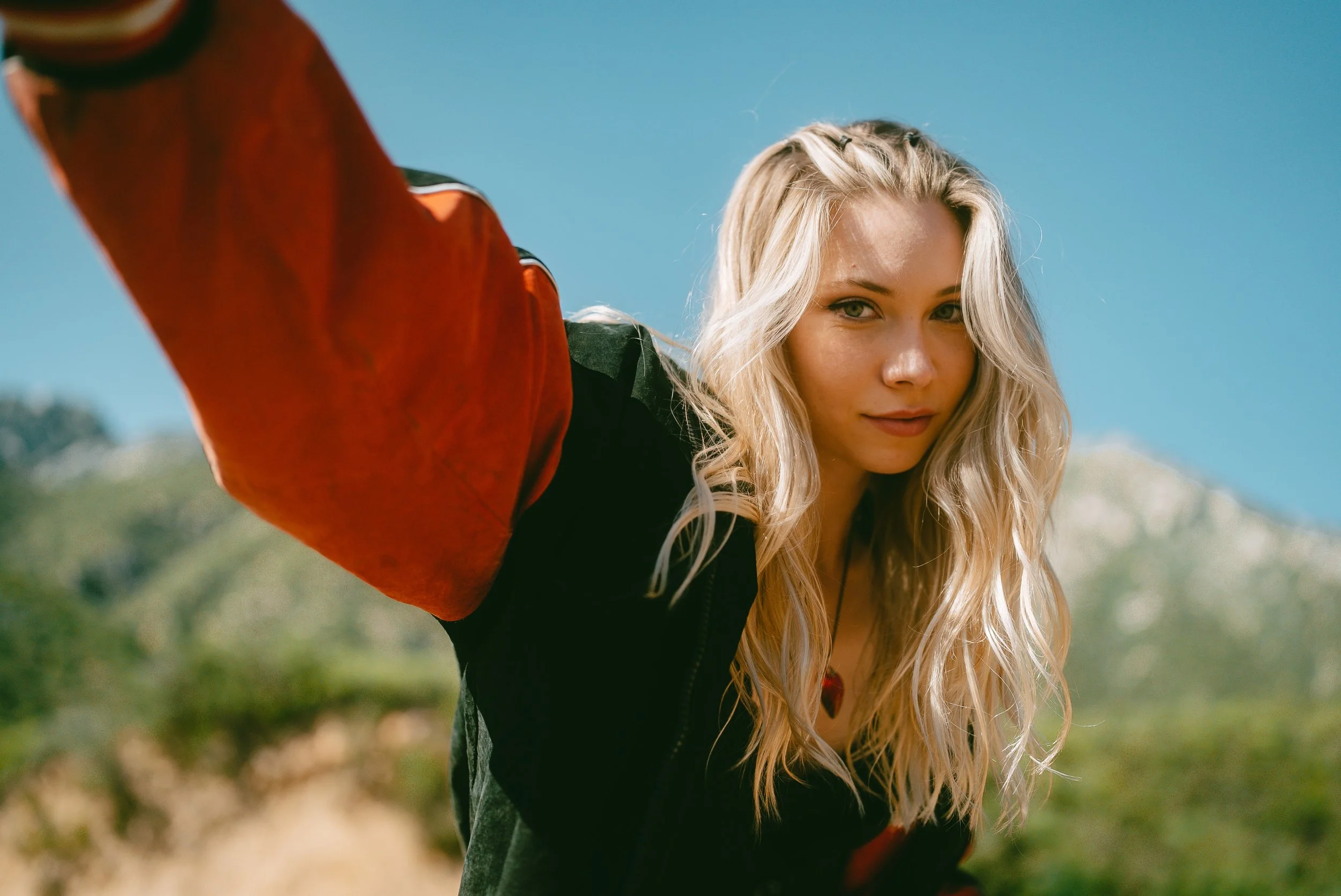 Tour — LAUR ELLE