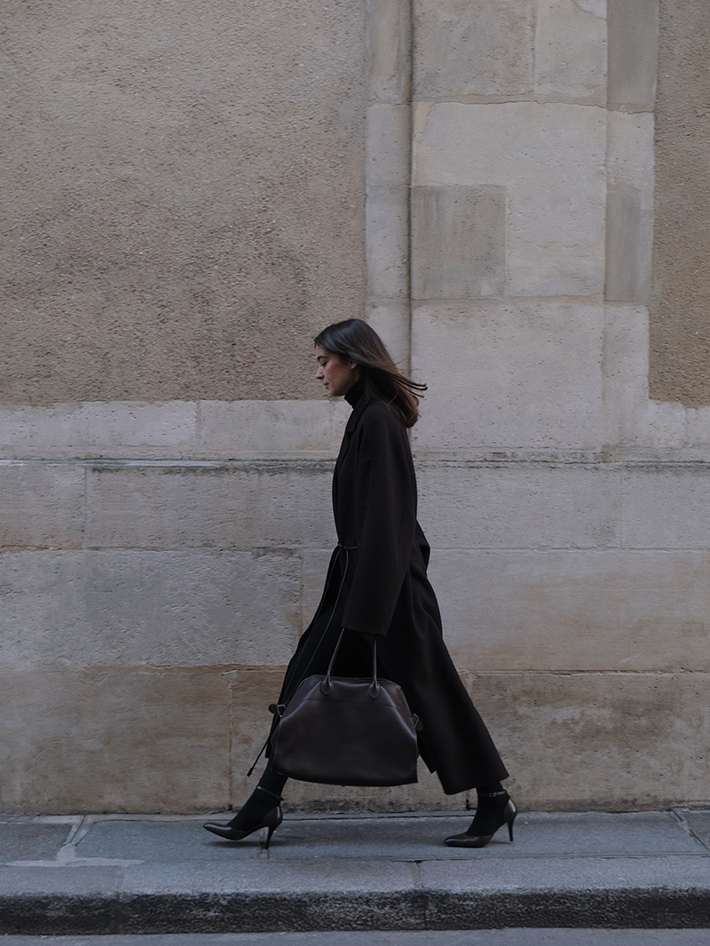 Brown — MODEDAMOUR