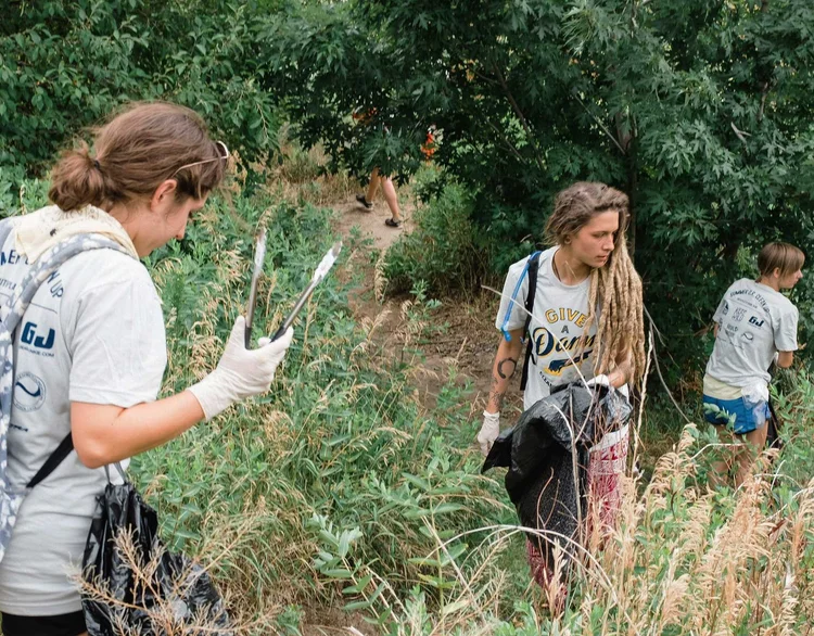 Earth Day CleanUp — National CleanUp Day®
