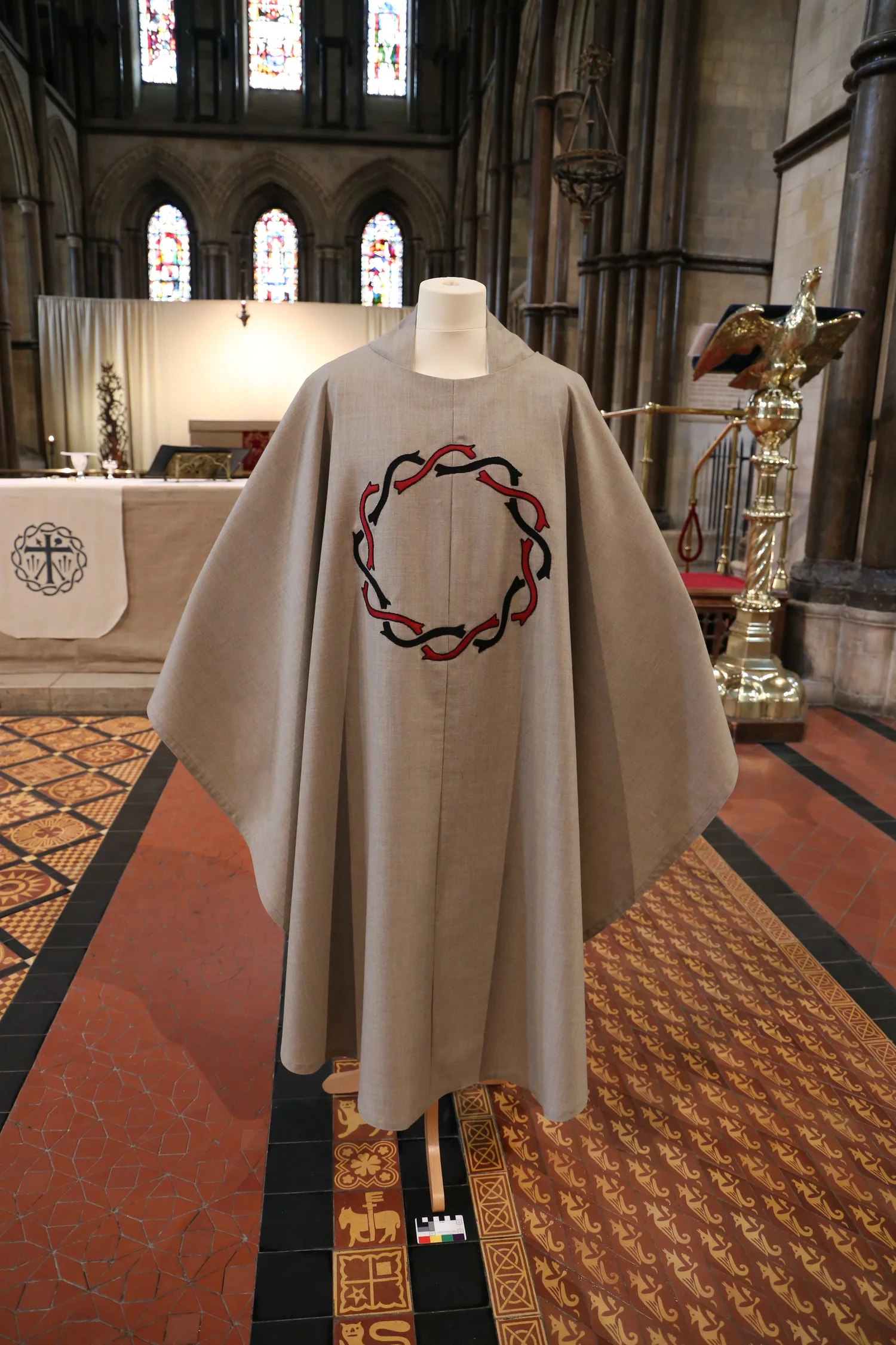 Lenten veils, arrays and vestments — Rochester Cathedral