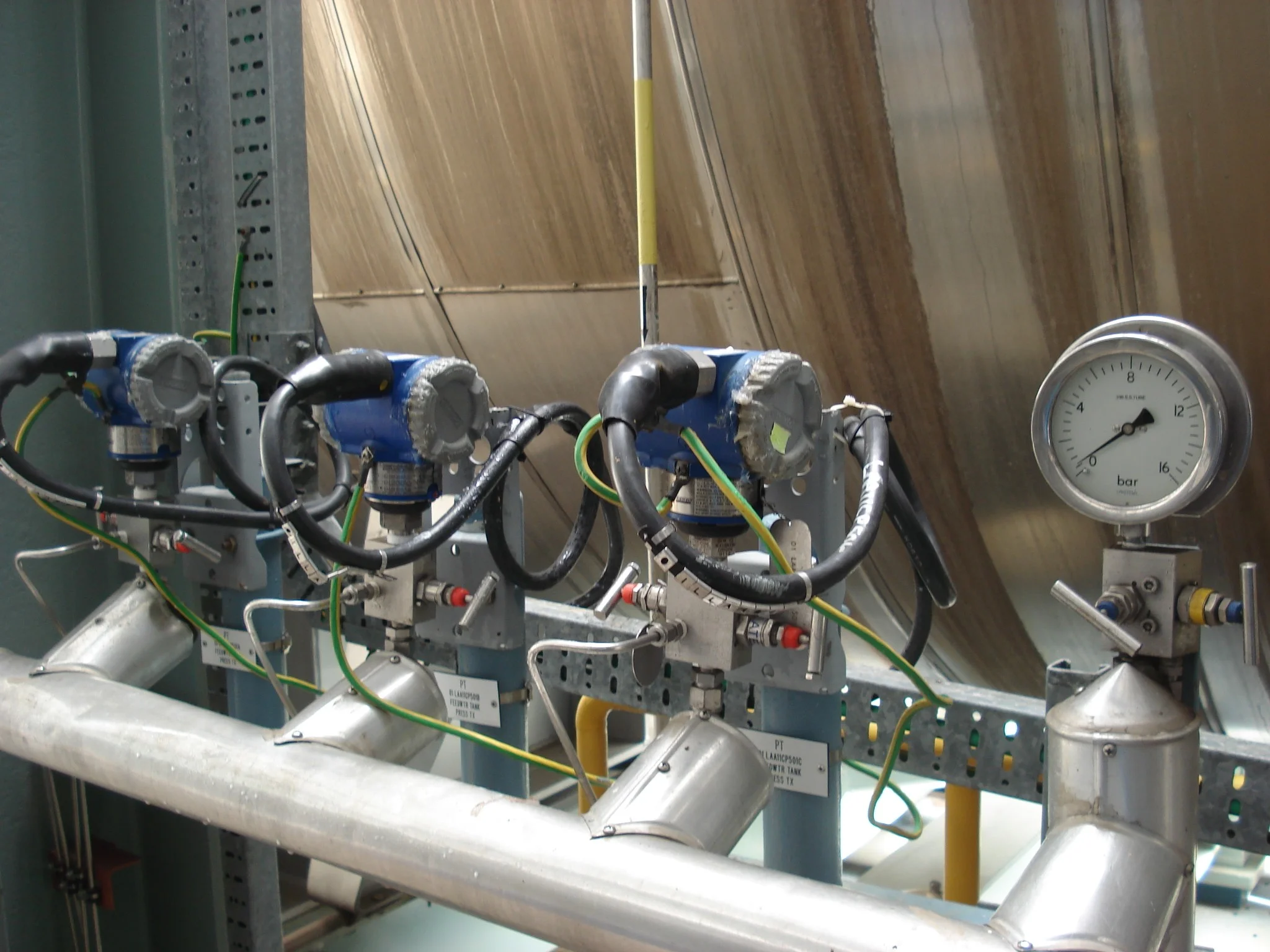 ELECTRICAL INSTRUMENTATION AND CONTROL - Timproxy - Oil & Gas Servicing ...