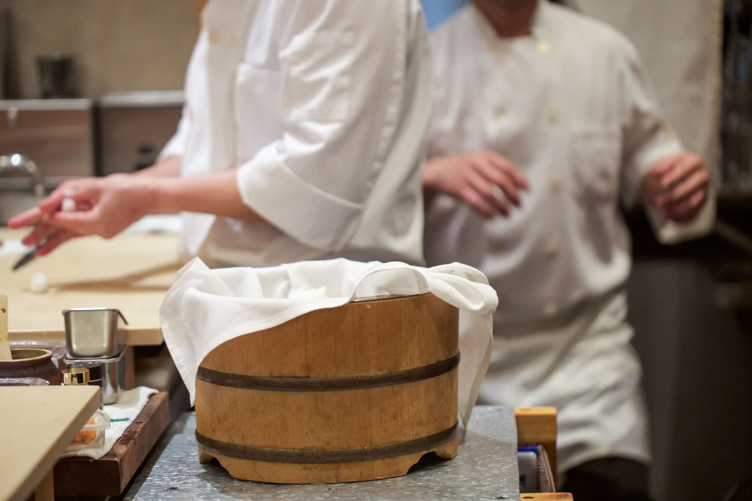 Ohitsu & the importance of proper rice temperature — The Sushi Geek