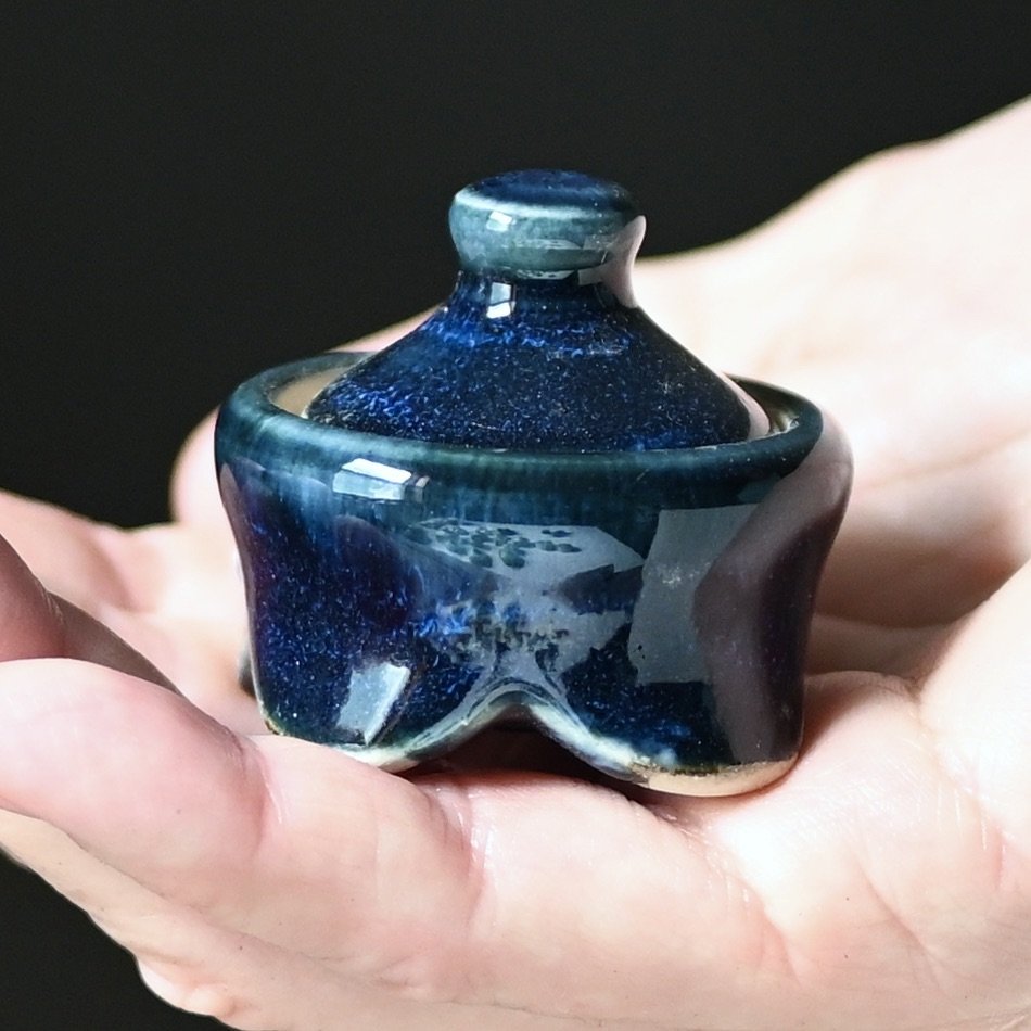 Shop online for handcrafted cremation urns — Lucia Urns