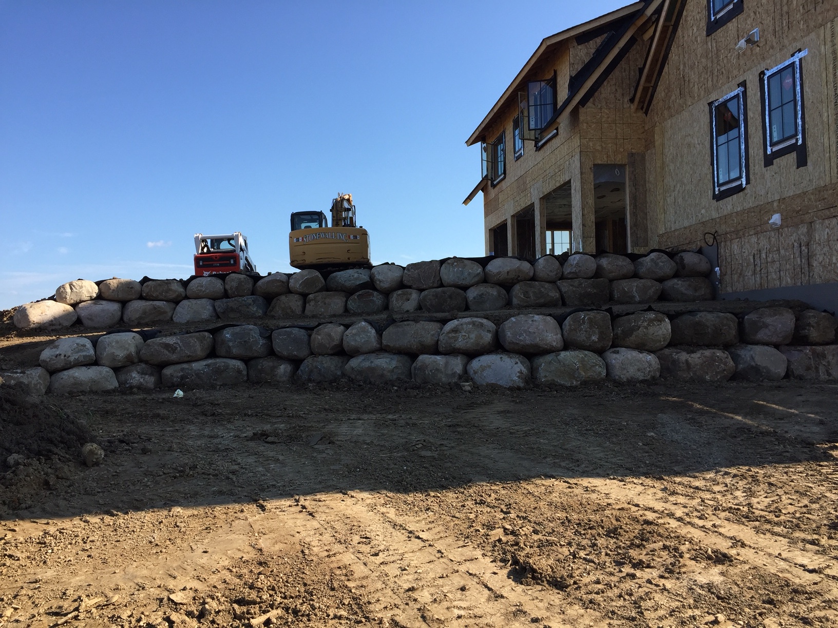 Limestone Boulder Retaining Walls | Twin Cities, MN — Stonewall Inc ...
