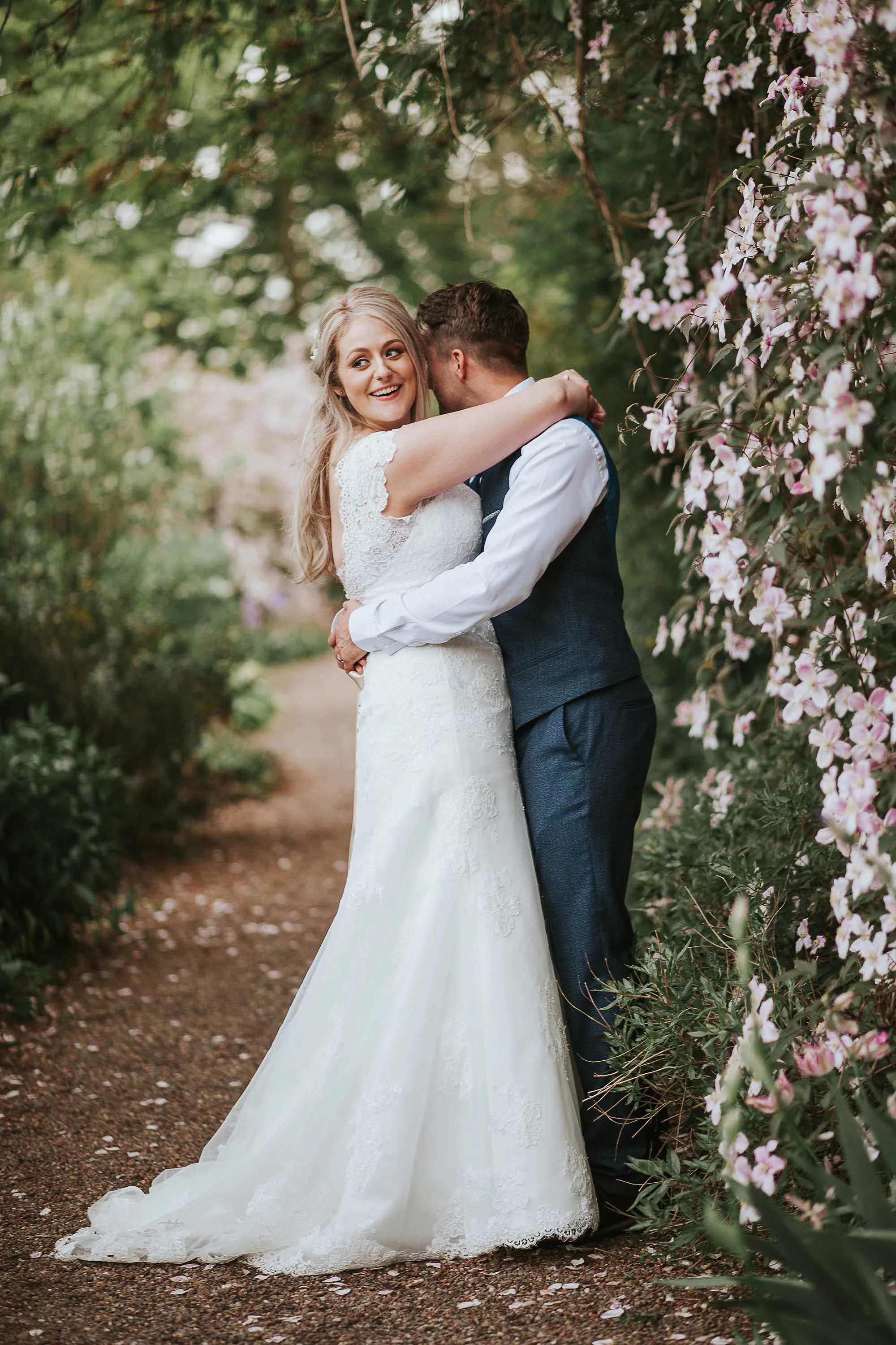 East Riddlesden Hall Wedding | Maddie Farris Photography