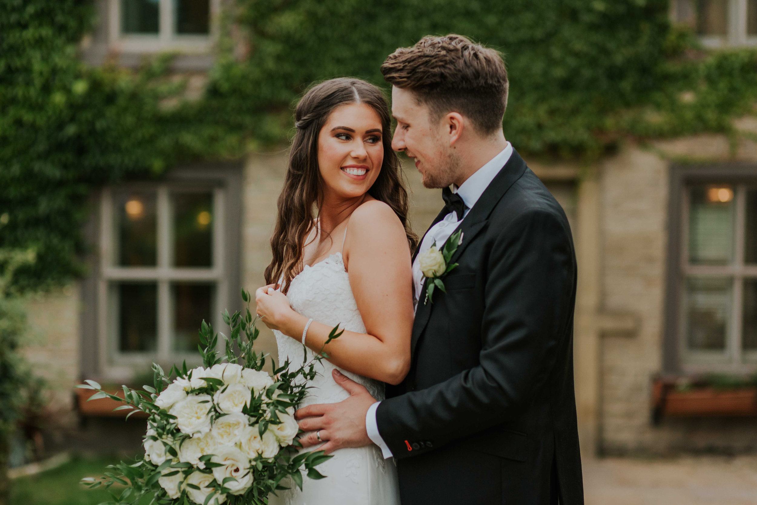 The Fleece Countryside Inn Wedding-Maddie Farris Photography
