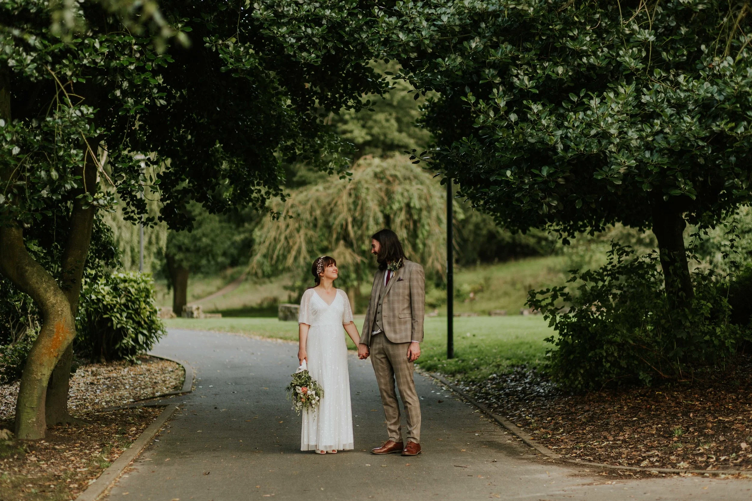 Fielden Hall Todmorden Wedding-Maddie Farris Photography