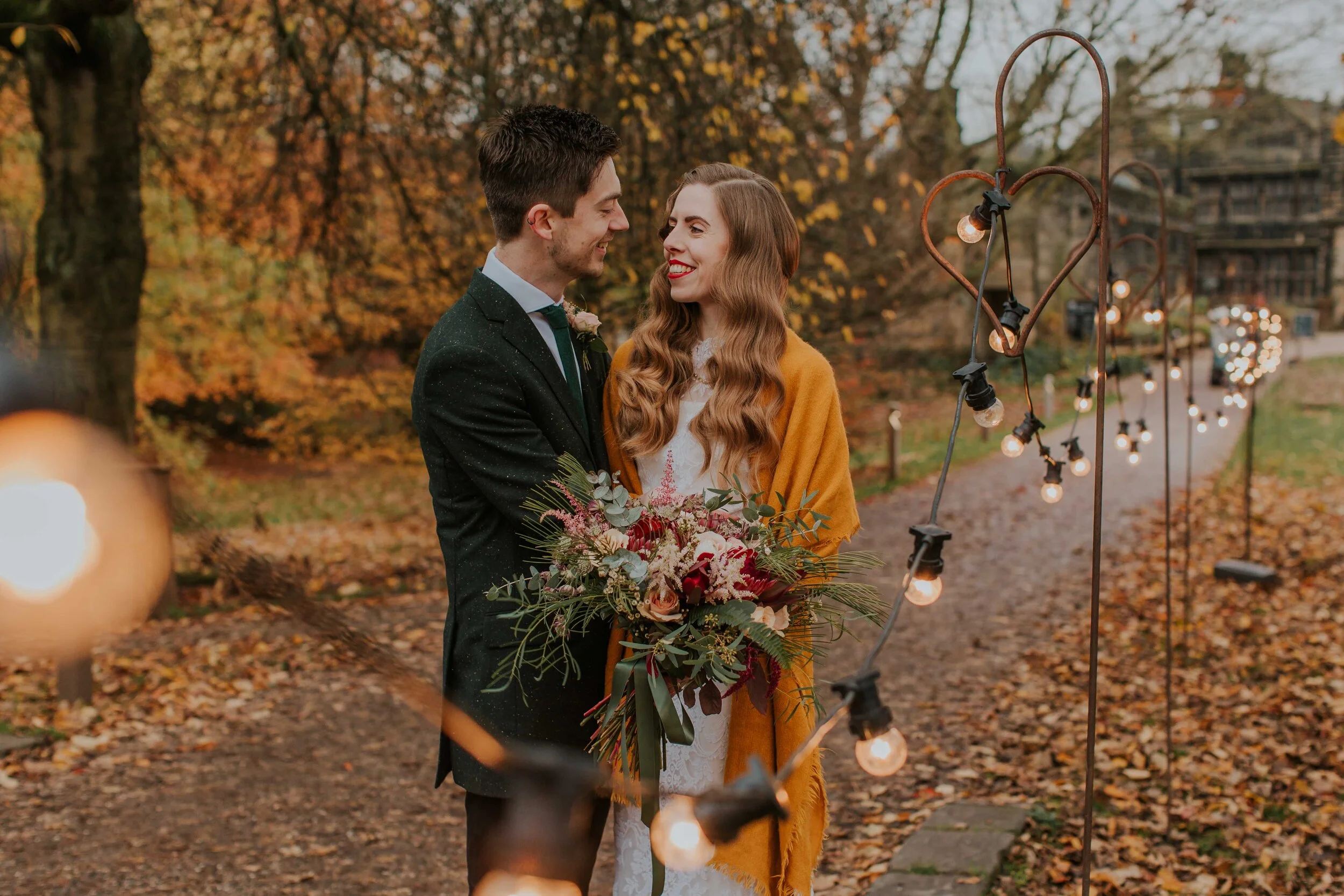 East Riddlesden Hall Weddings | Maddie Farris Photography