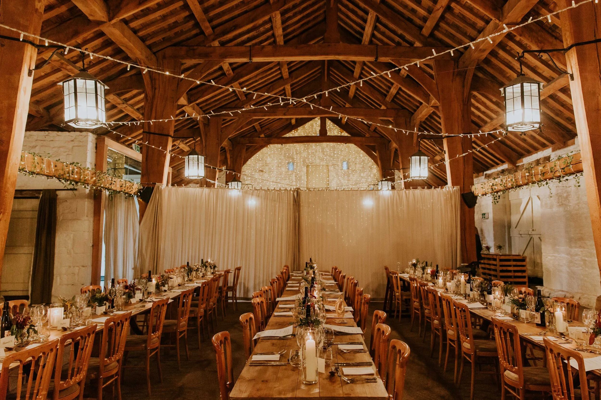 East Riddlesden Hall Weddings | Maddie Farris Photography