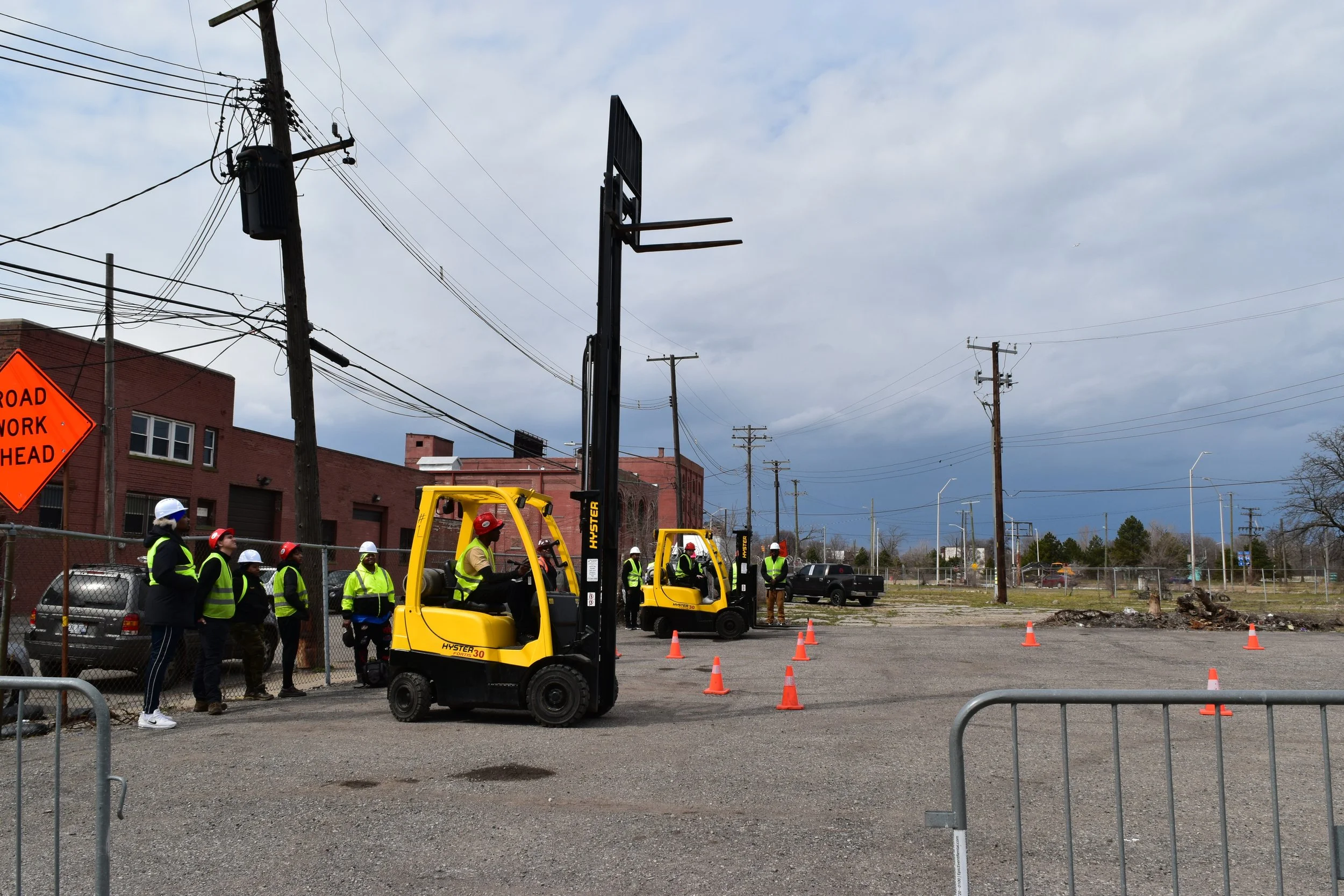 Forklift / Hi-Lo — Detroit Training Center