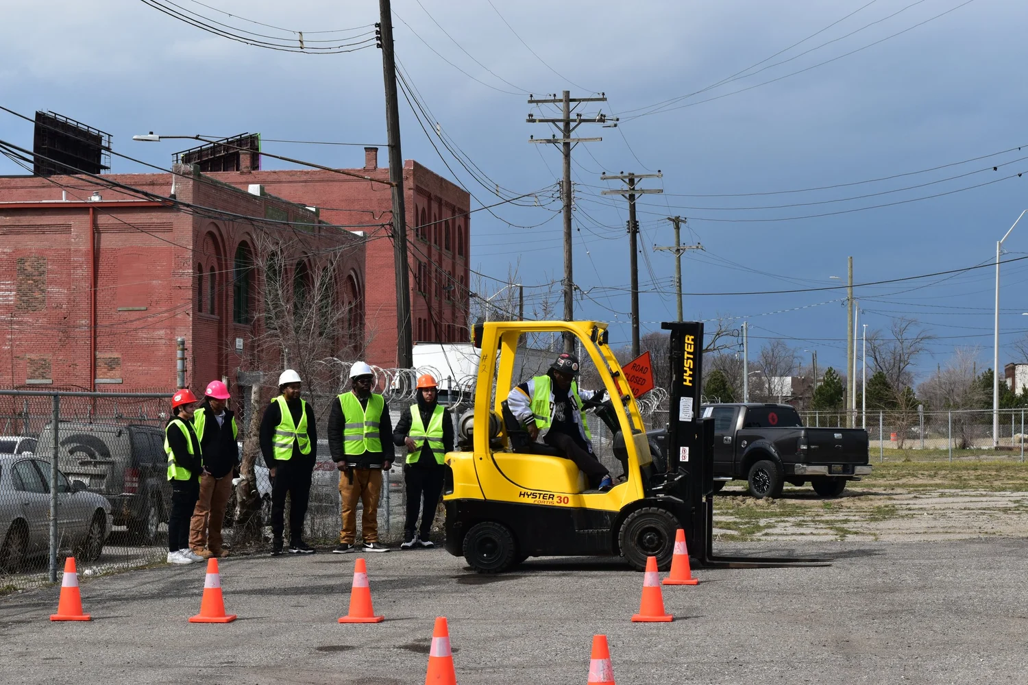 Forklift / Hi-Lo — Detroit Training Center