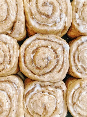 Big Soft Coffee Scrolls - The sugarologist - The Sugarologist