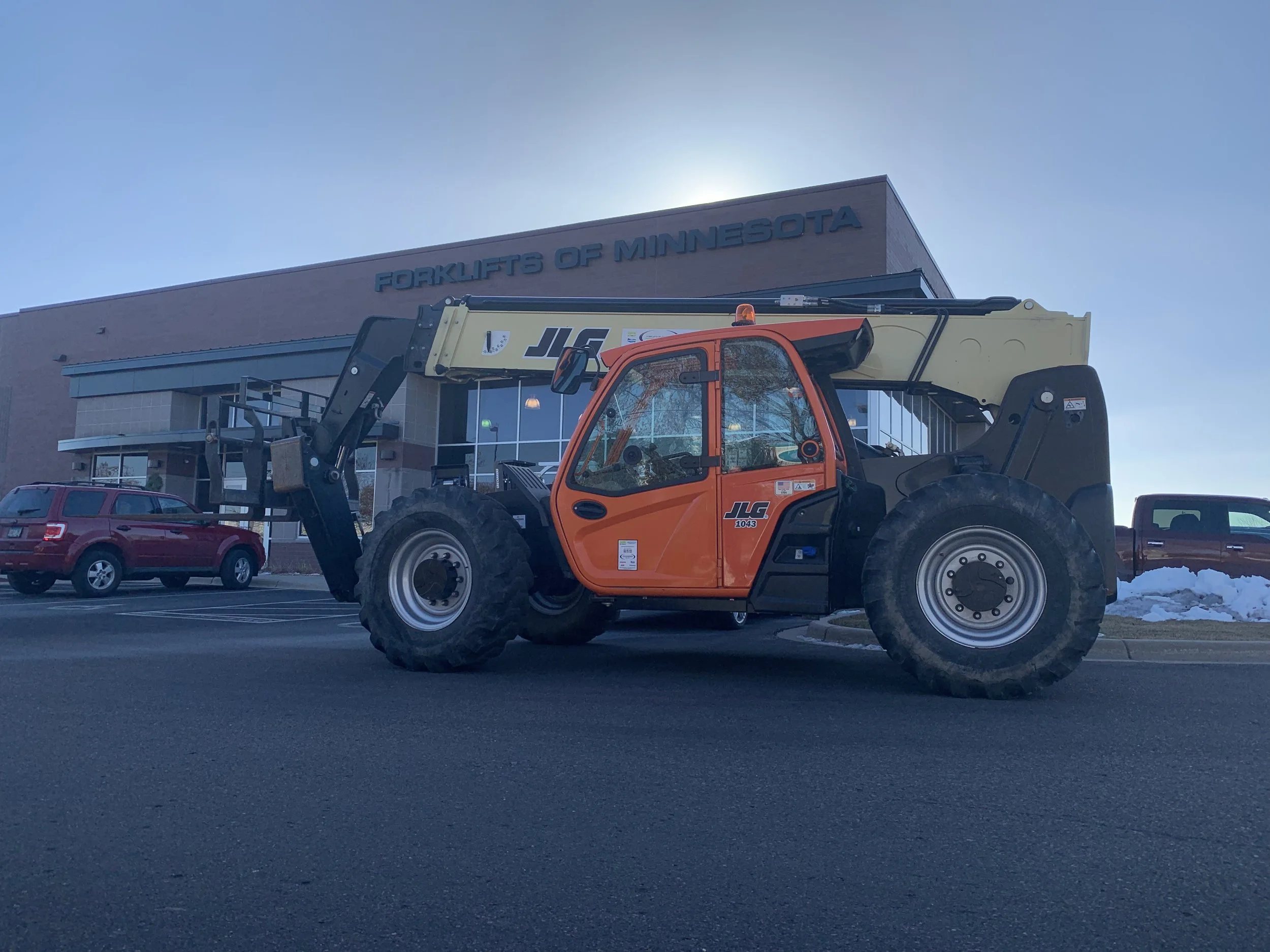 Forklifts of Minnesota, Inc.-Rent Late-Model Forklifts, Telehandlers ...