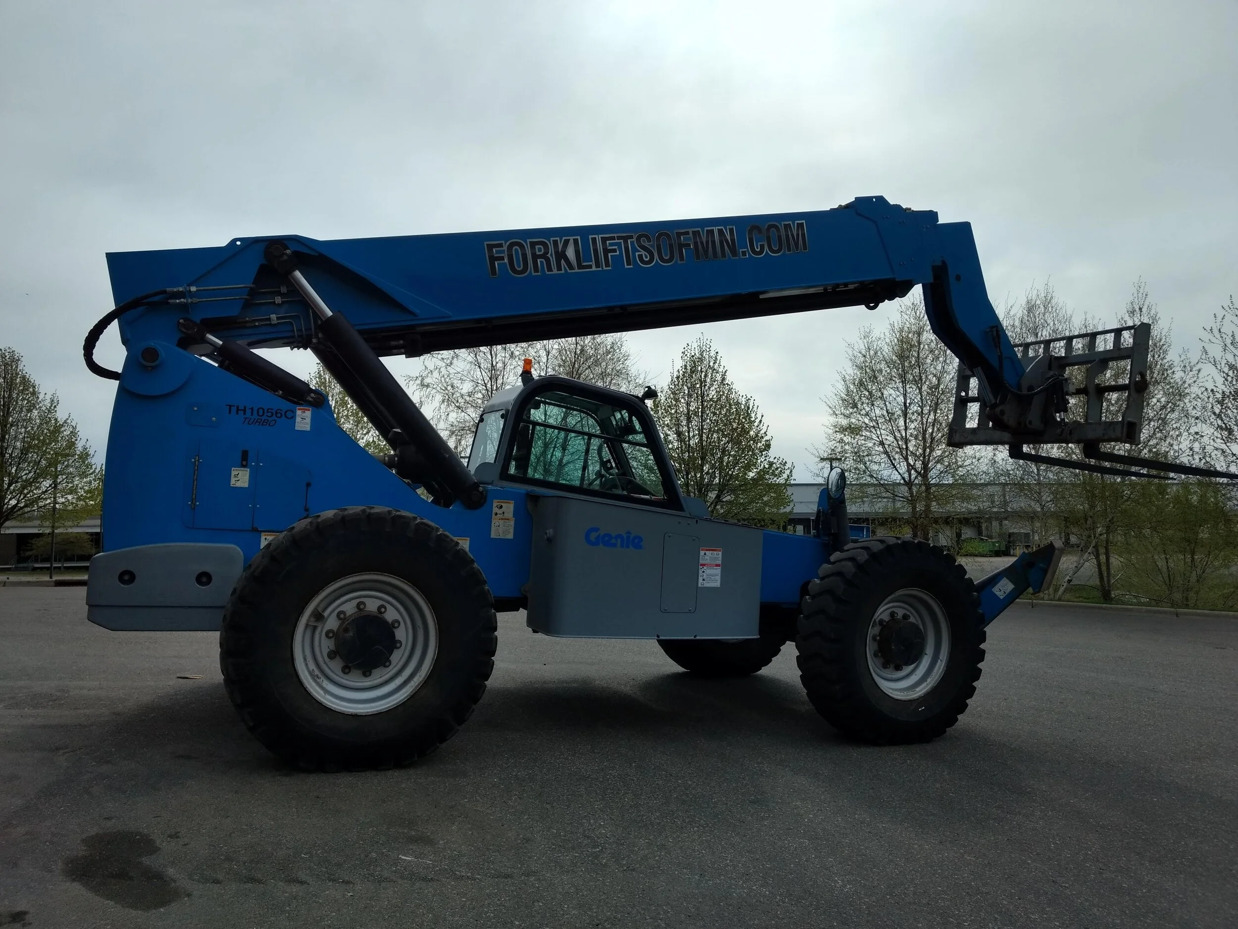 Forklifts of Minnesota, Inc.-Used Forklifts, Telehandlers, Scissor ...