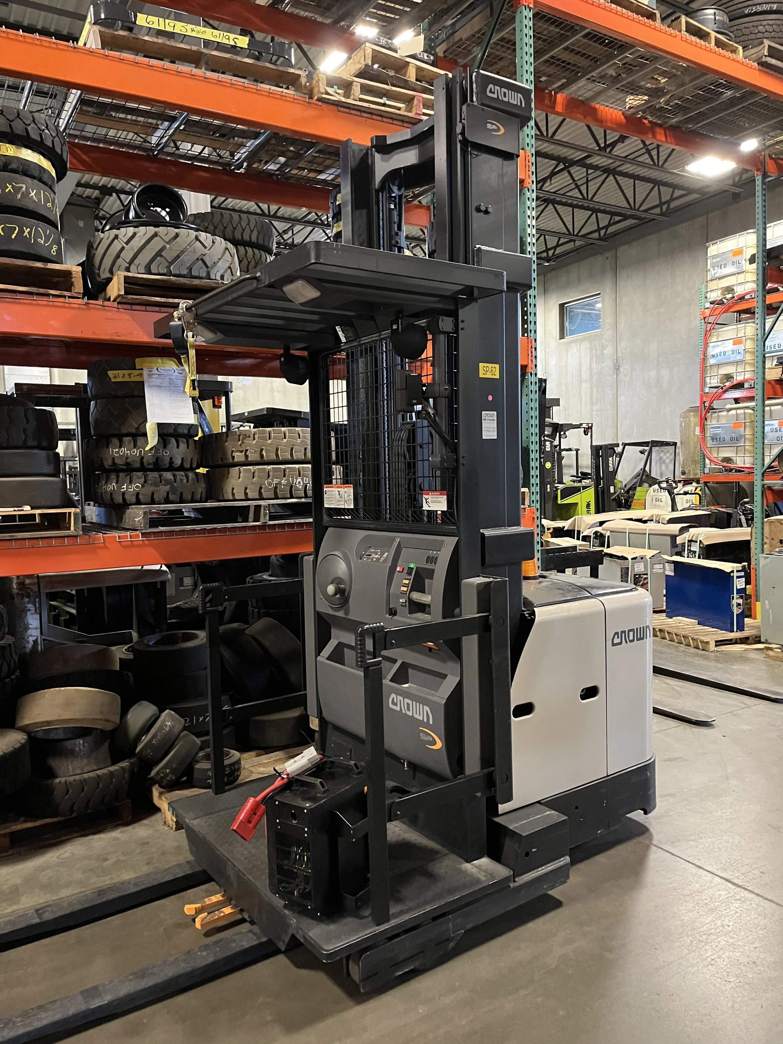 Forklifts of Minnesota-Used Forklifts, Telehandlers, Scissor Lifts, etc.