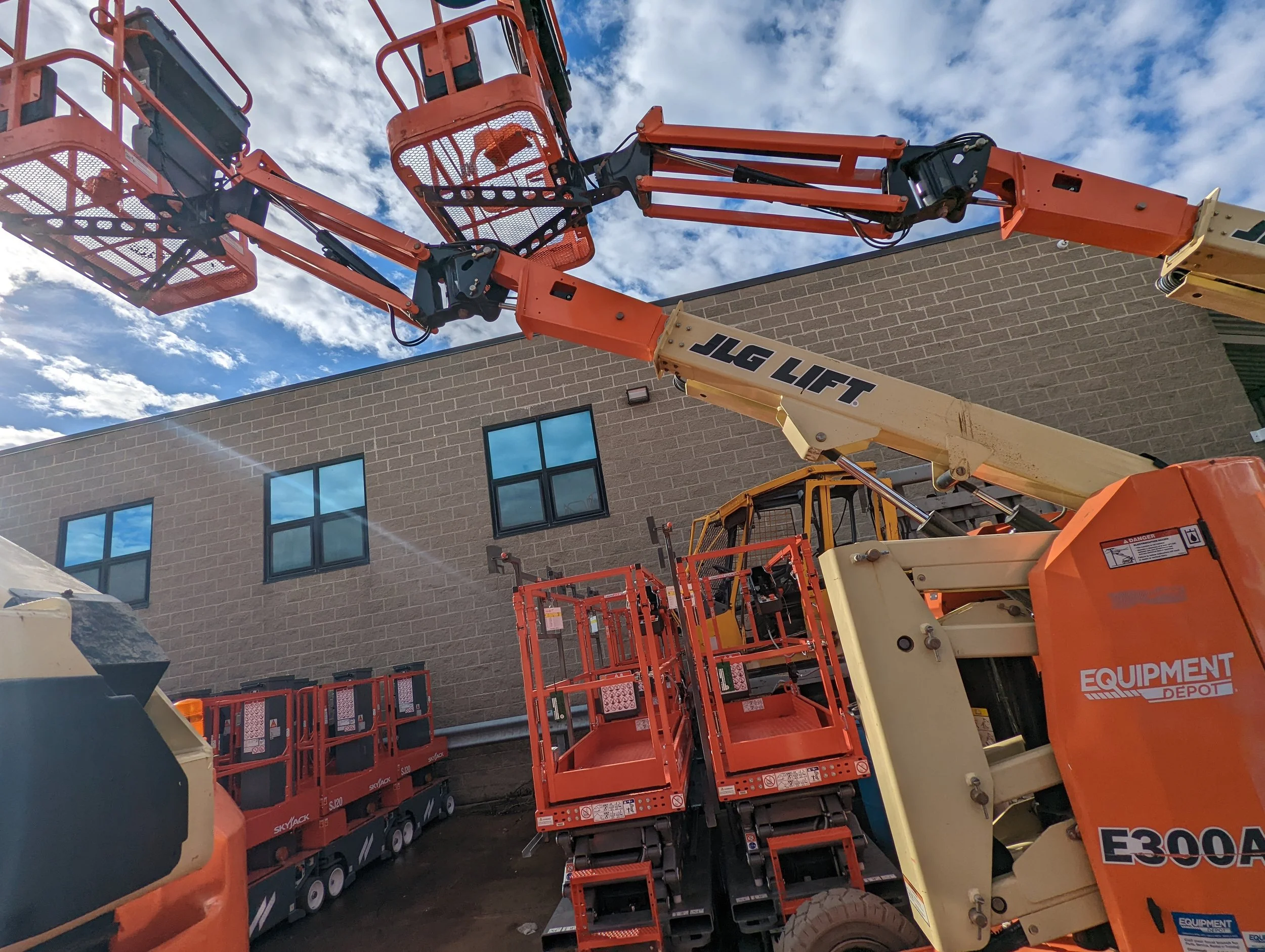 2015 JLG E300AJPN - $44,980.00 — Forklifts of Minnesota, Inc.