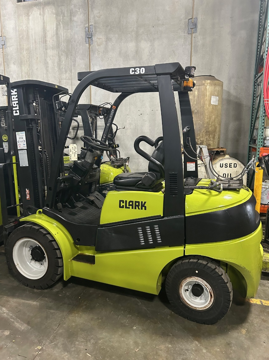 Forklifts of Minnesota, Inc.-Used Forklifts, Telehandlers, Scissor ...