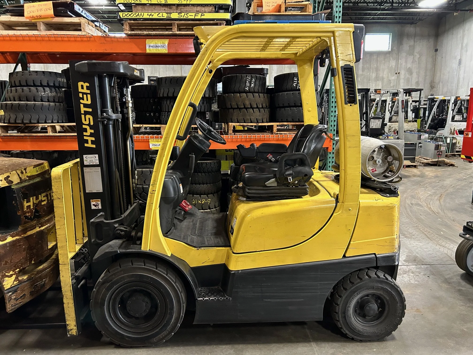 Forklifts of Minnesota, Inc.-Used Forklifts, Telehandlers, Scissor ...