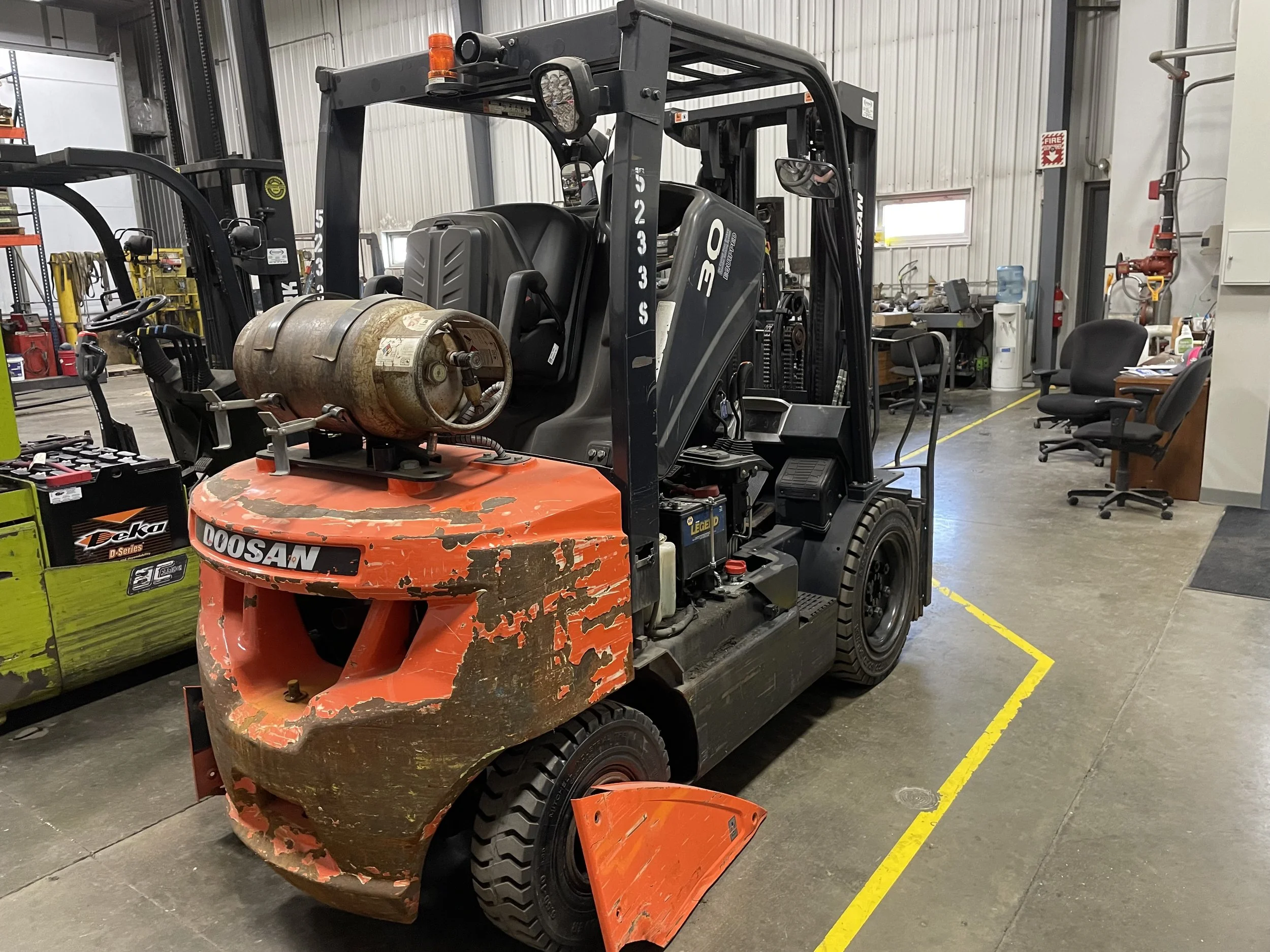 Forklifts of Minnesota, Inc.-Used Forklifts, Telehandlers, Scissor ...
