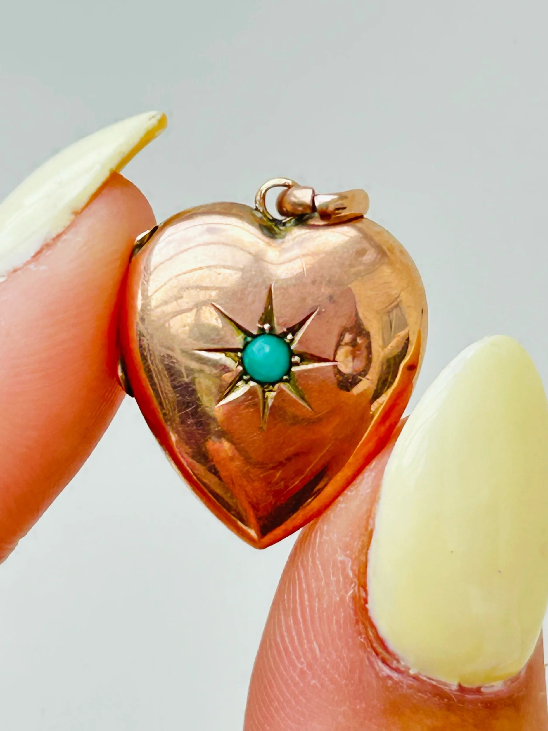 Locket Pendants / Brooches — Gembank1973